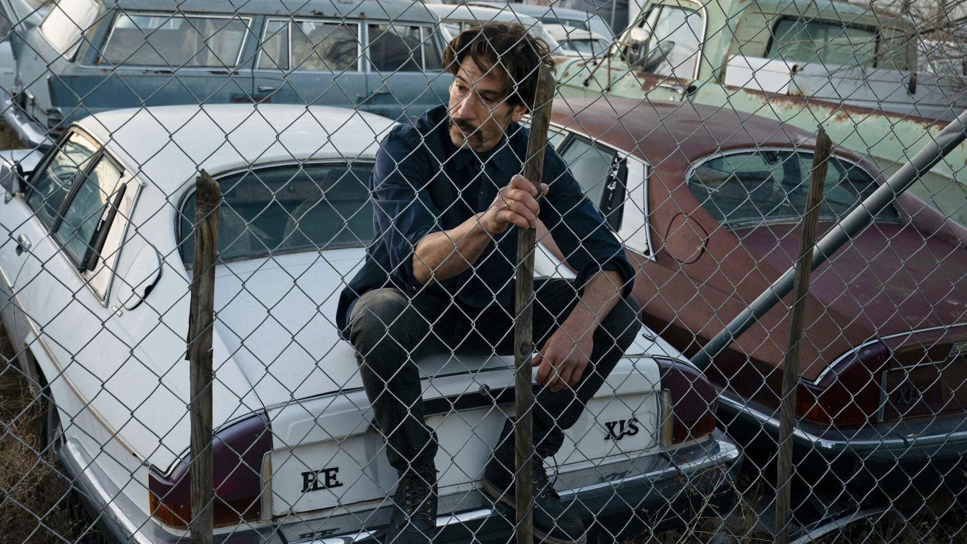 American Gigolo (S01E01): Pilot Summary - Season 1 Episode 1 Guide