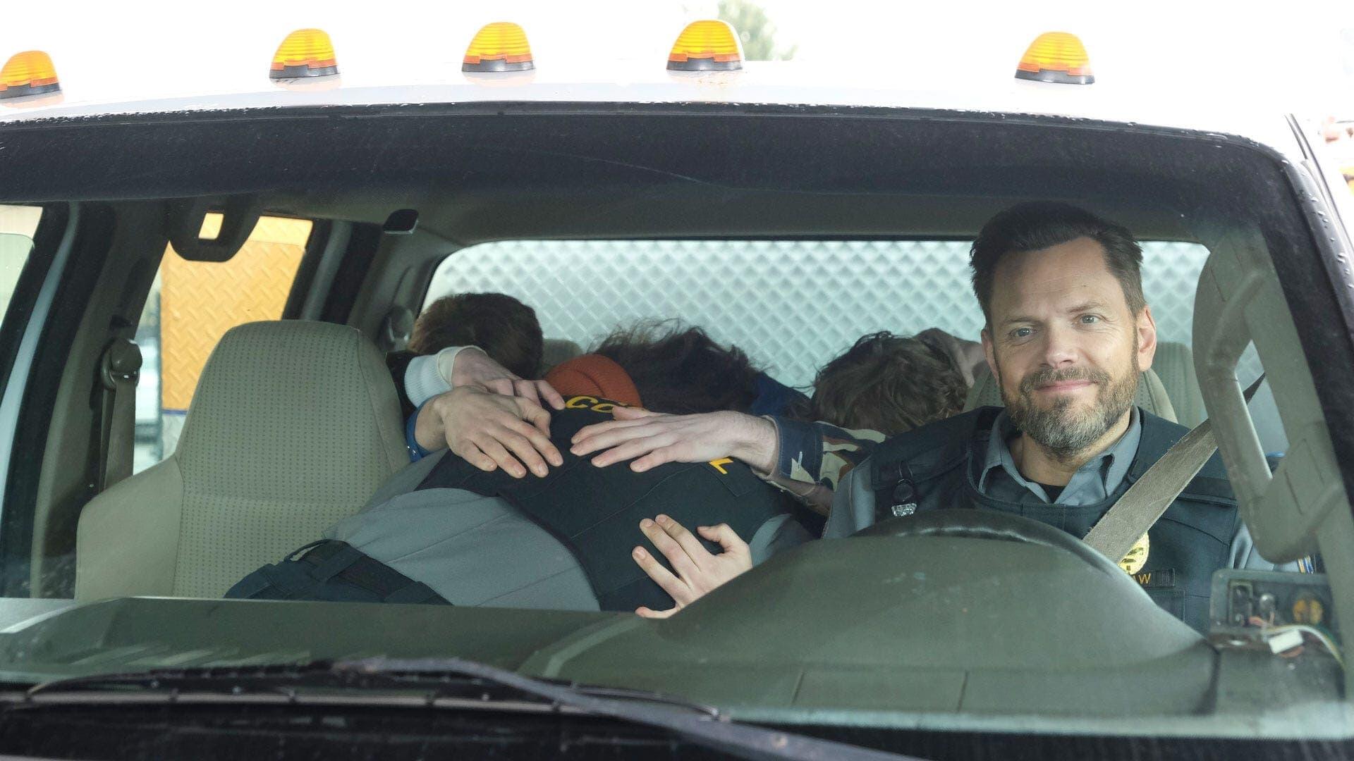 Animal Control (S01E11): Birds and Foxes Summary - Season 1 Episode 11 ...