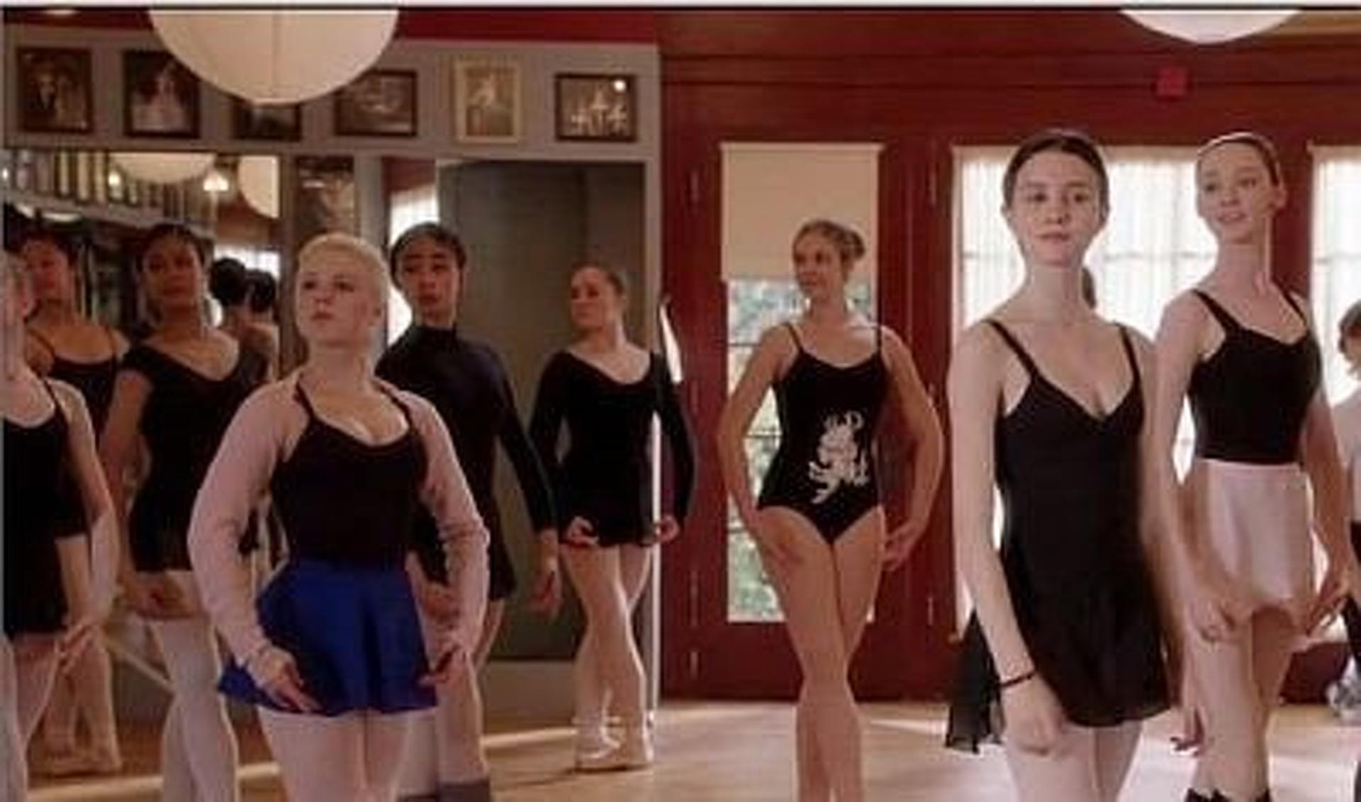 Bunheads (S01E01): Pilot Summary - Season 1 Episode 1 Guide