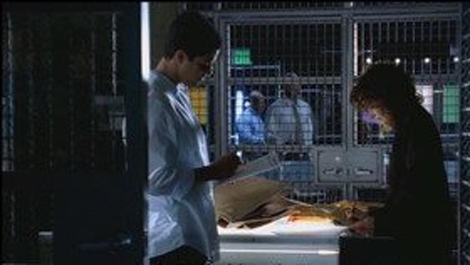 CSI: Miami (S01E07): Breathless Summary - Season 1 Episode 7 Guide