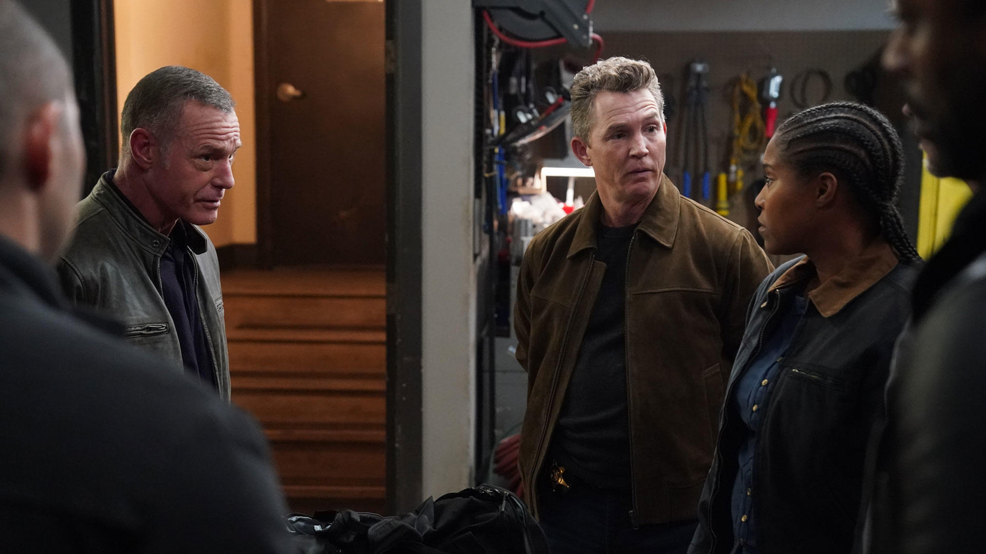 Chicago PD (S12E09): Friends and Family Summary - Season 12 Episode 9 Guide