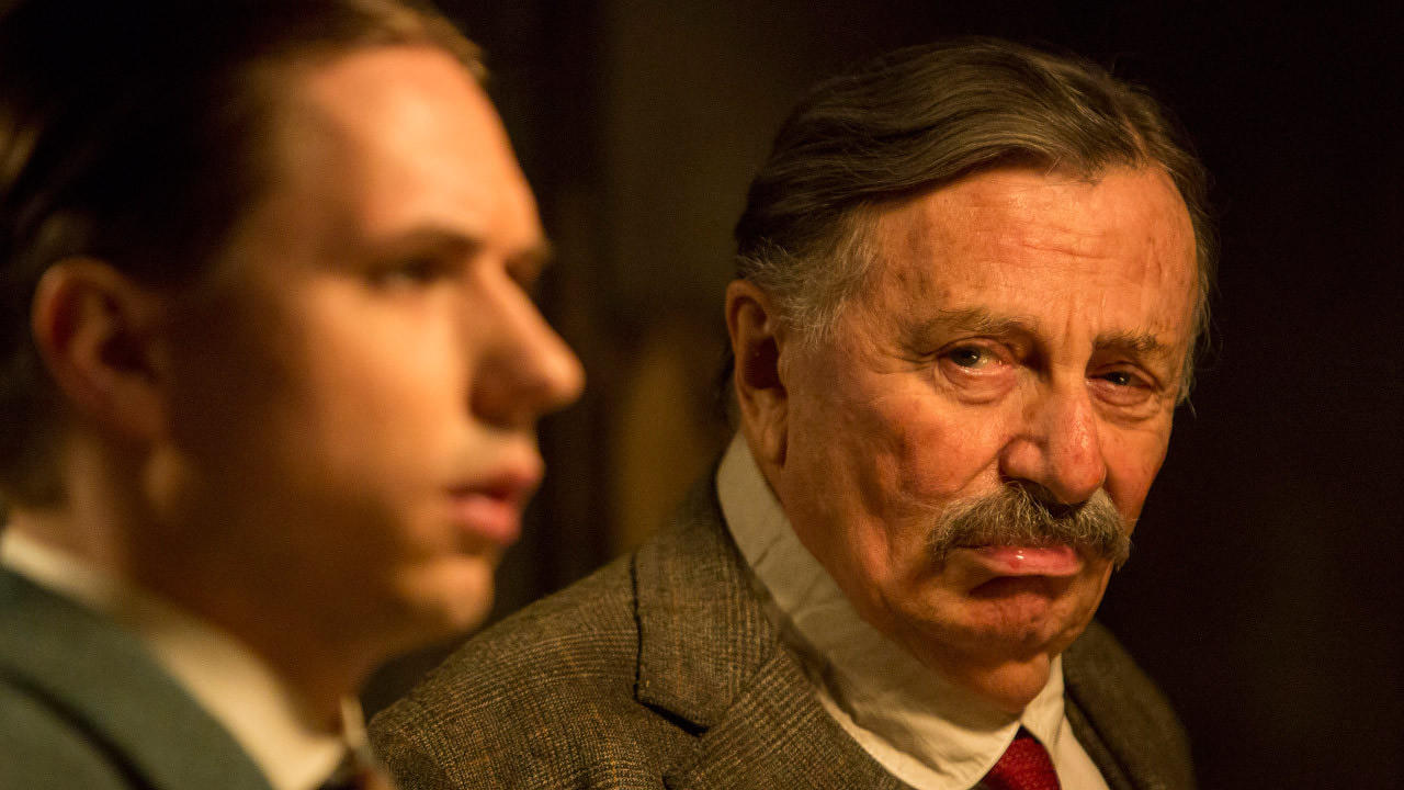 Chickens (S01E04): Series 1, Episode 4 Summary - Season 1 Episode 4 Guide