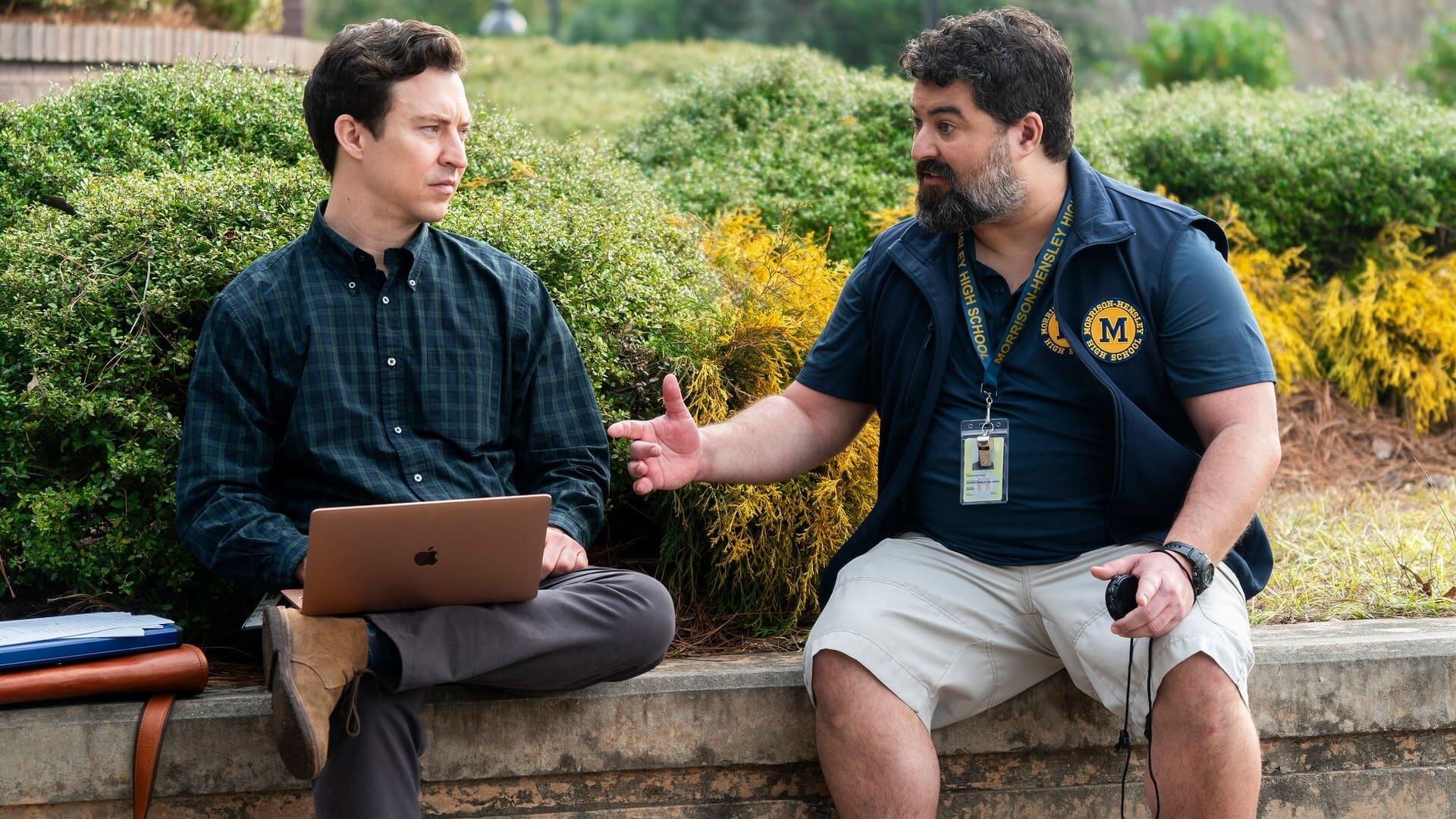 English Teacher (S01E01): Pilot Summary - Season 1 Episode 1 Guide