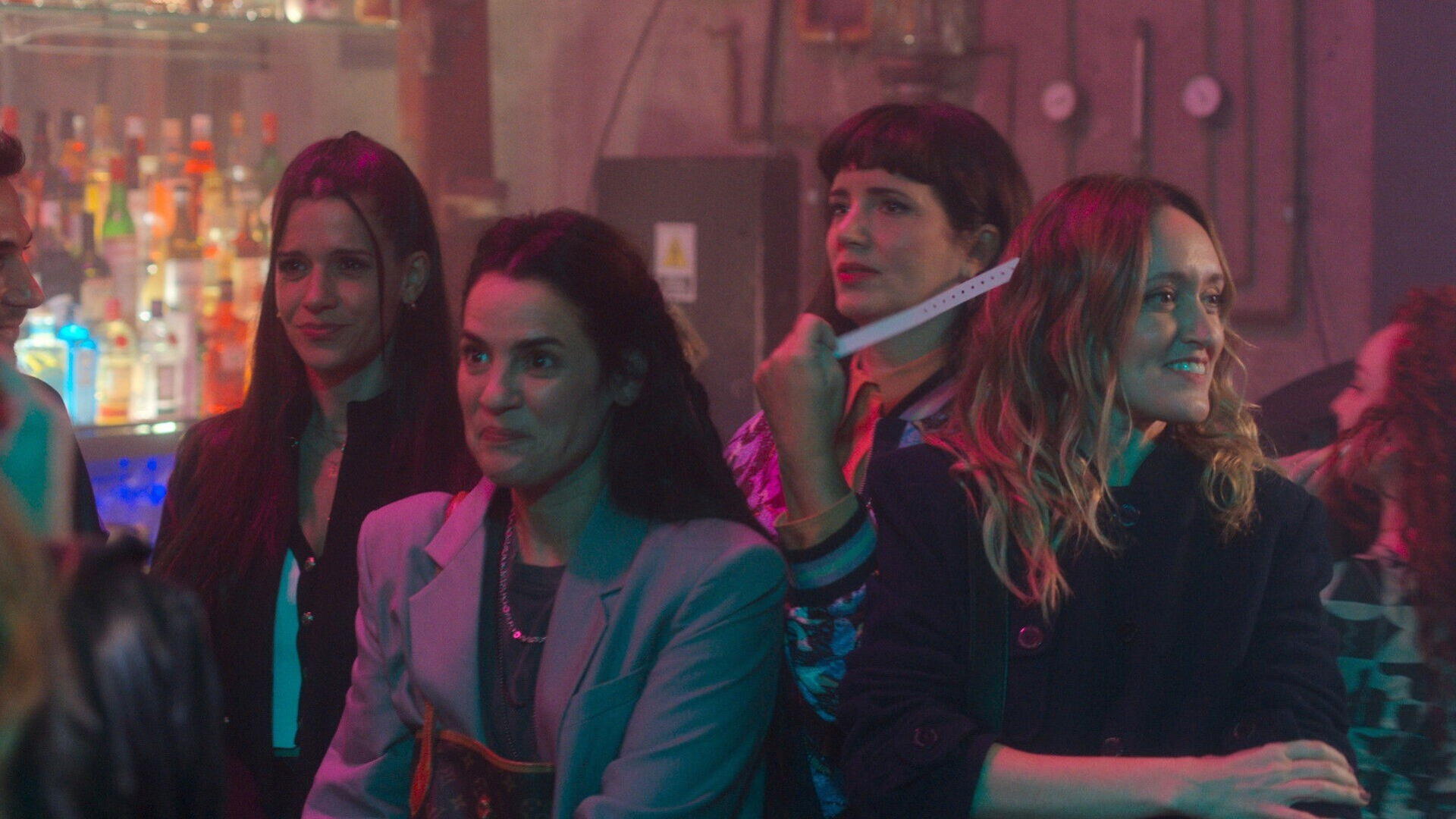 Envious (S03E05): Booze, Country, Family Summary - Season 3 Episode 5 Guide