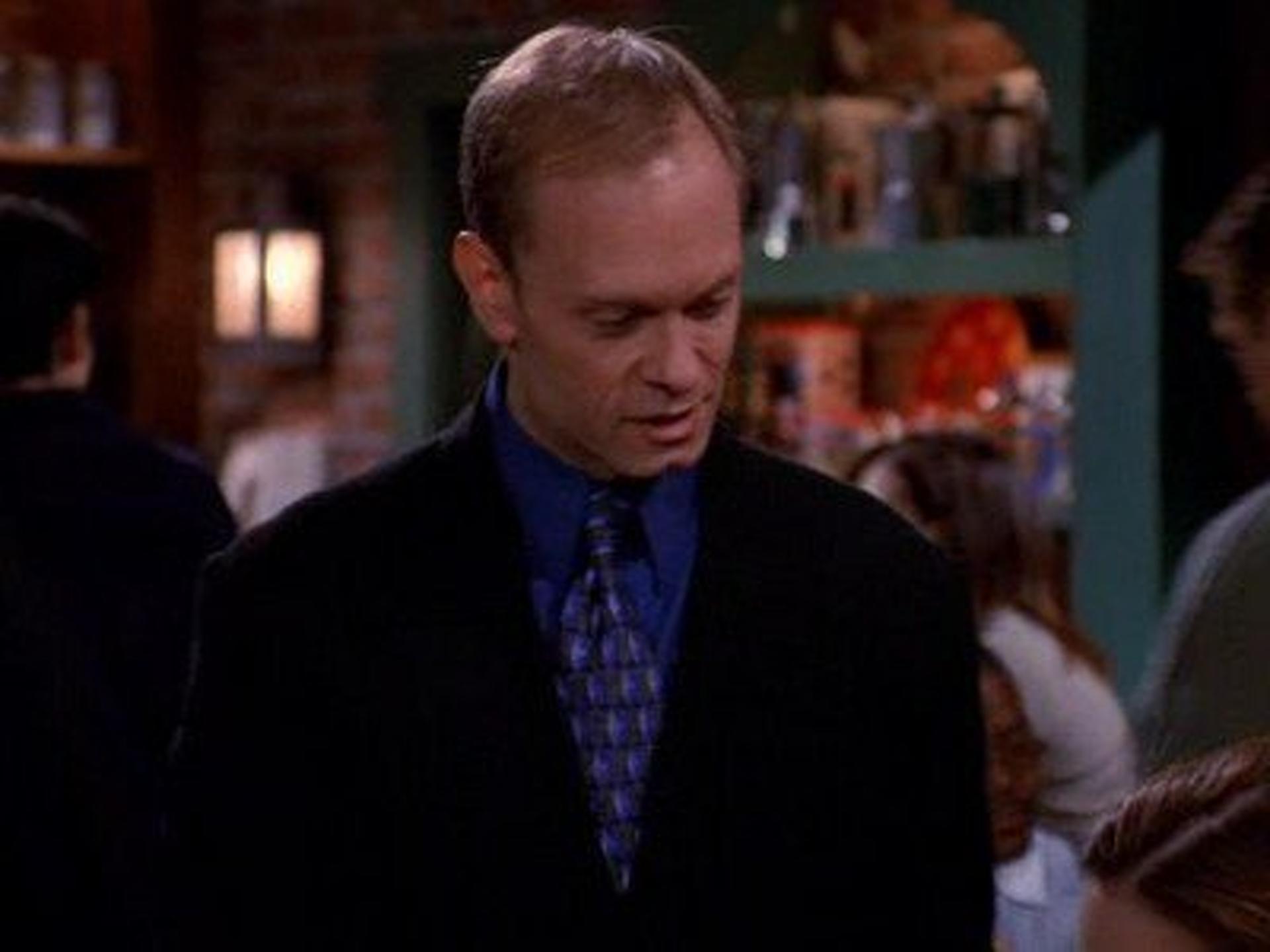 Frasier (S07E04): Everyone's a Critic Summary - Season 7 Episode 4 Guide
