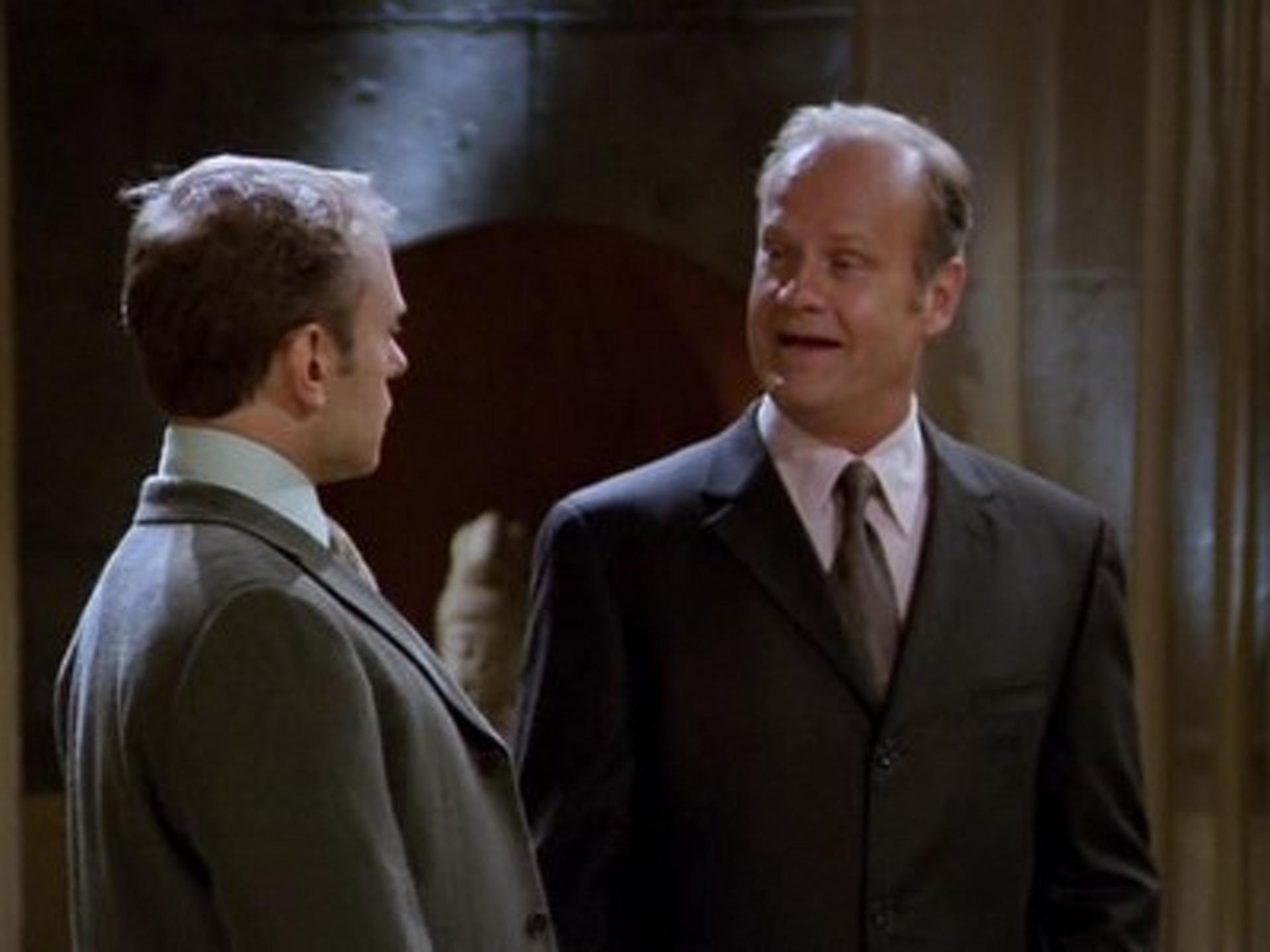 Frasier (S10E11): Door Jam Summary - Season 10 Episode 11 Guide