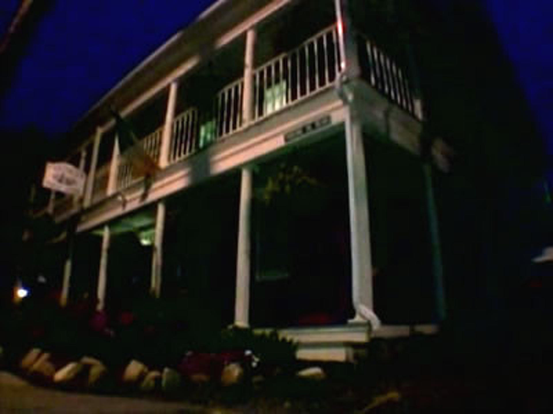 Ghost Hunters (S01E03): Lighthouse Inn / John Stone Tavern Summary ...