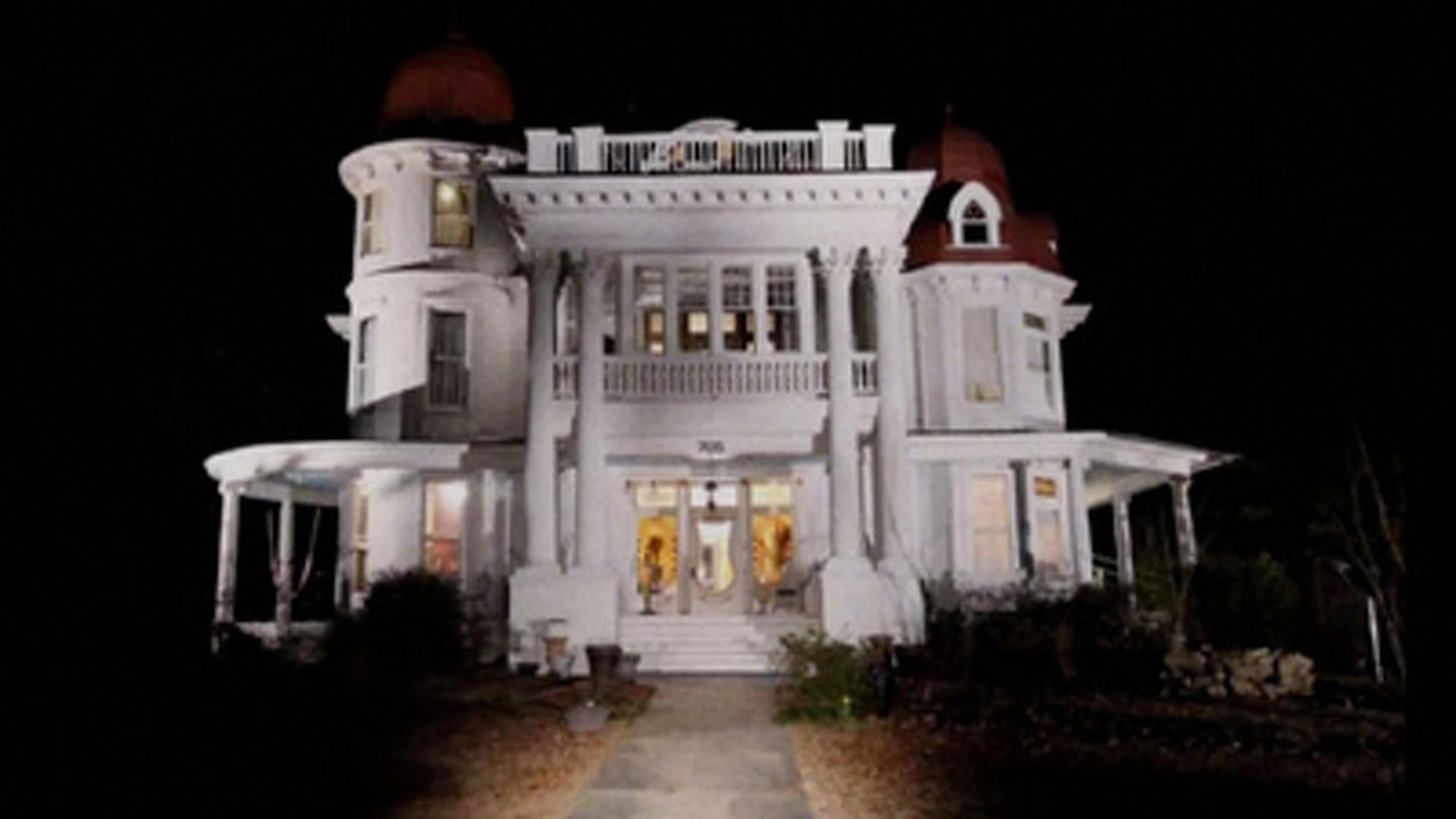 Ghost Hunters (S09E13): Undying Love Summary - Season 9 Episode 13 Guide