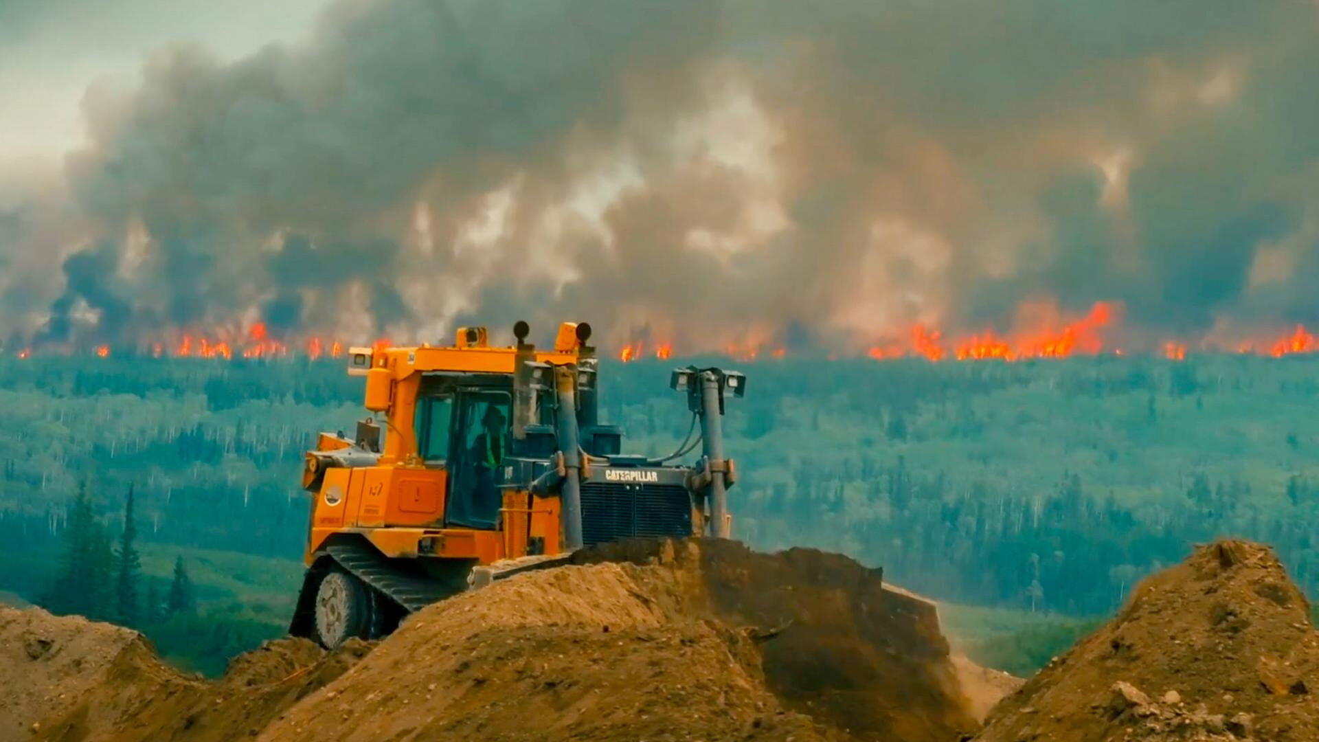 Gold Rush (S16E09): Playing with Fire Summary - Season 16 Episode 9 Guide