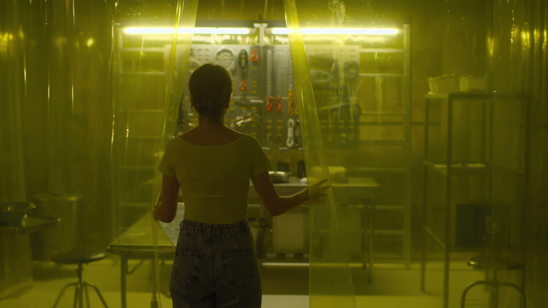 Good Morning, Veronica (S01E04): Ciao, Principessa Summary - Season 1 ...