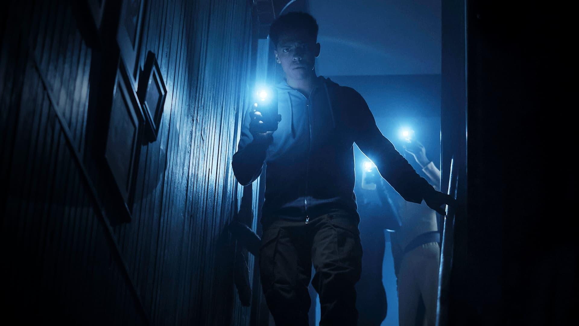 Goosebumps (S01E01): Say Cheese and Die! Summary - Season 1 Episode 1 Guide