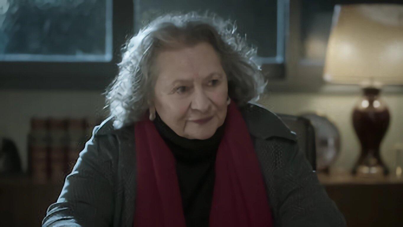 In the Mud (S01E02): Season 1, Episode 2 Summary - Season 1 Episode 2 Guide