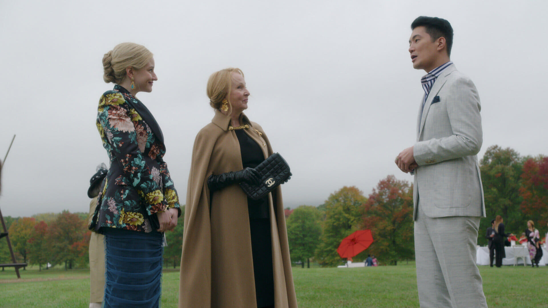 Inventing Anna (S01E03): Two Birds, One Throne Summary - Season 1 ...