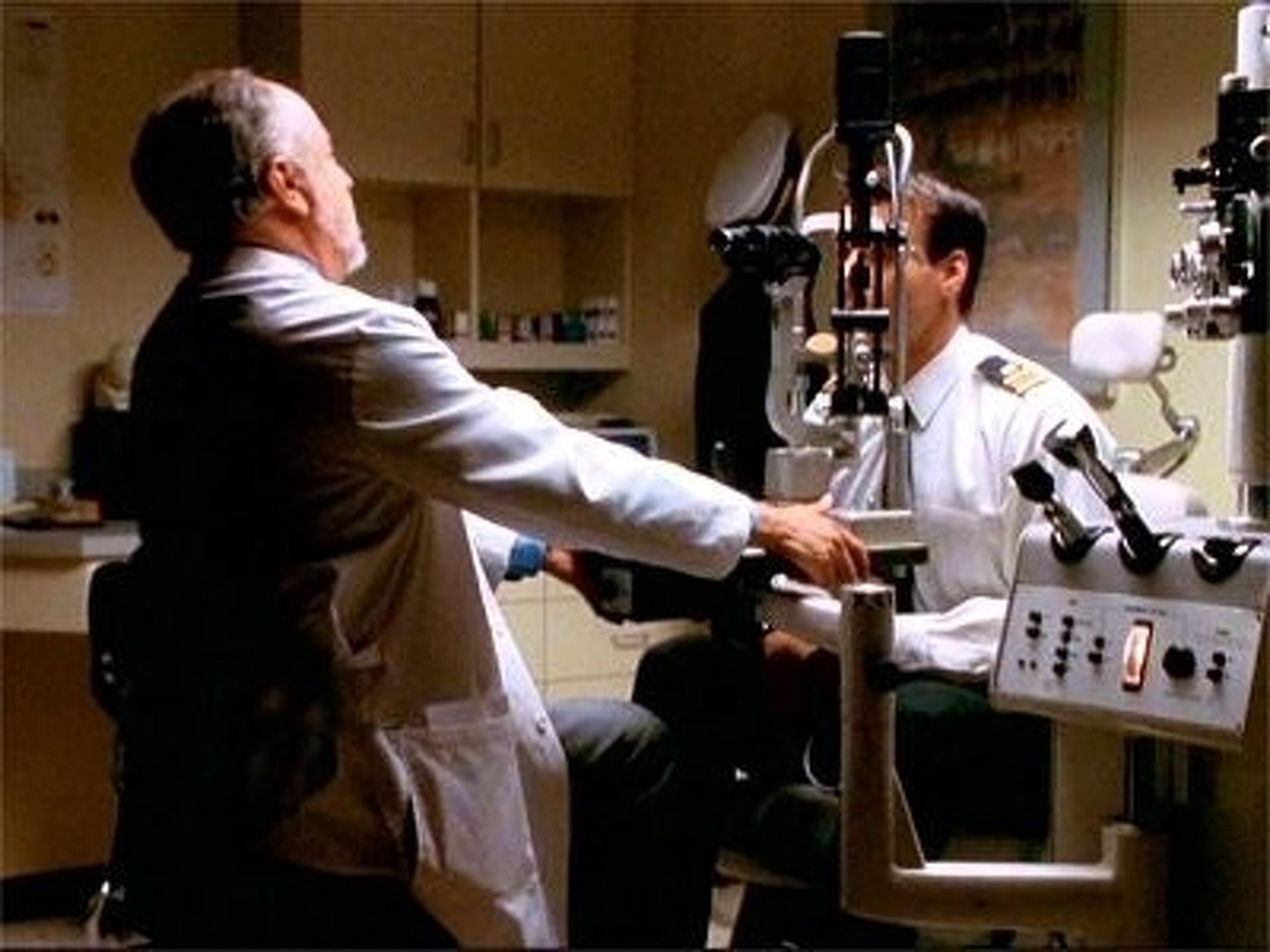 JAG (S04E20): Second Sight Summary - Season 4 Episode 20 Guide