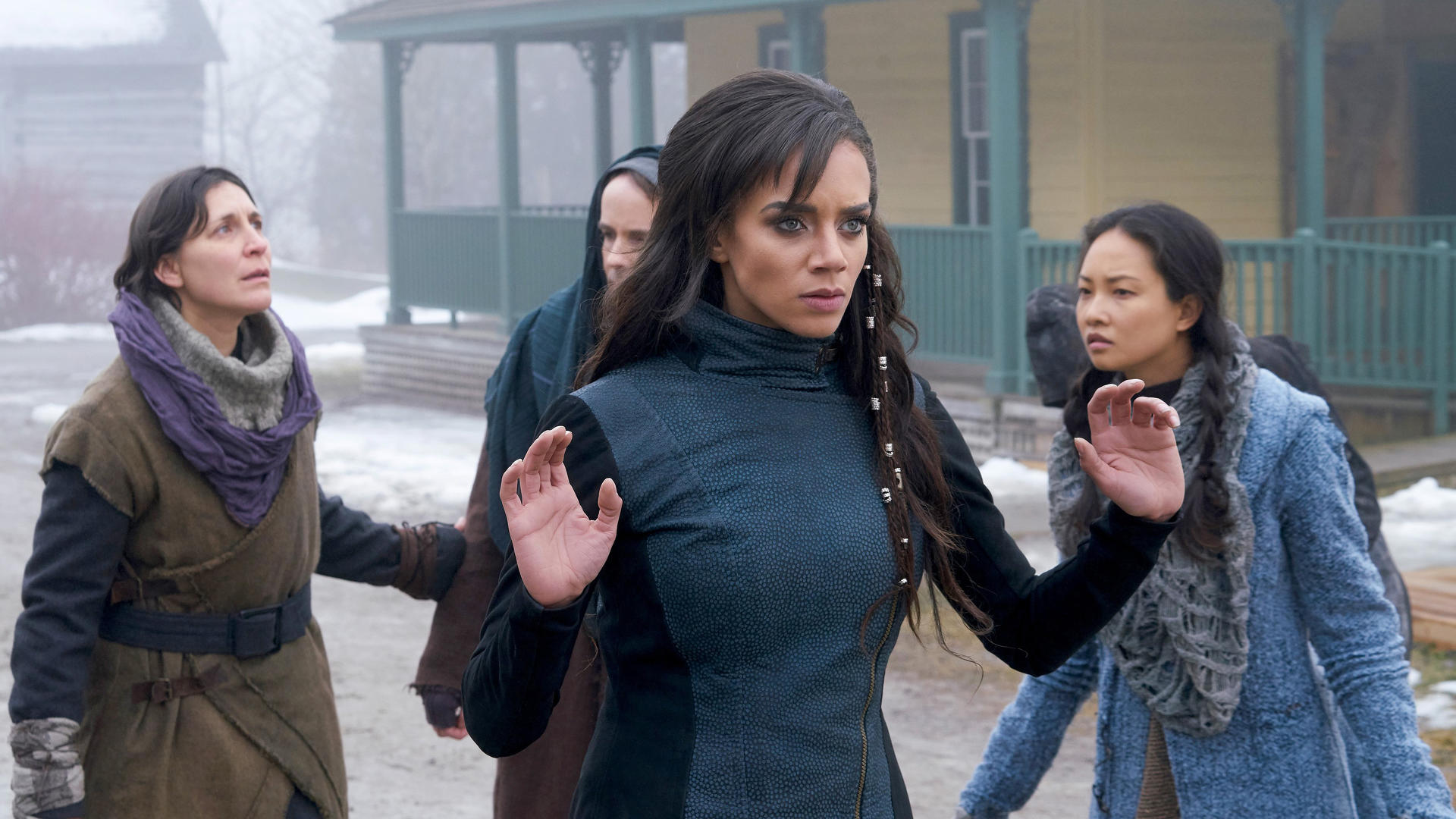 Killjoys (S03E03): The Hullen Have Eyes Summary - Season 3 Episode 3 Guide