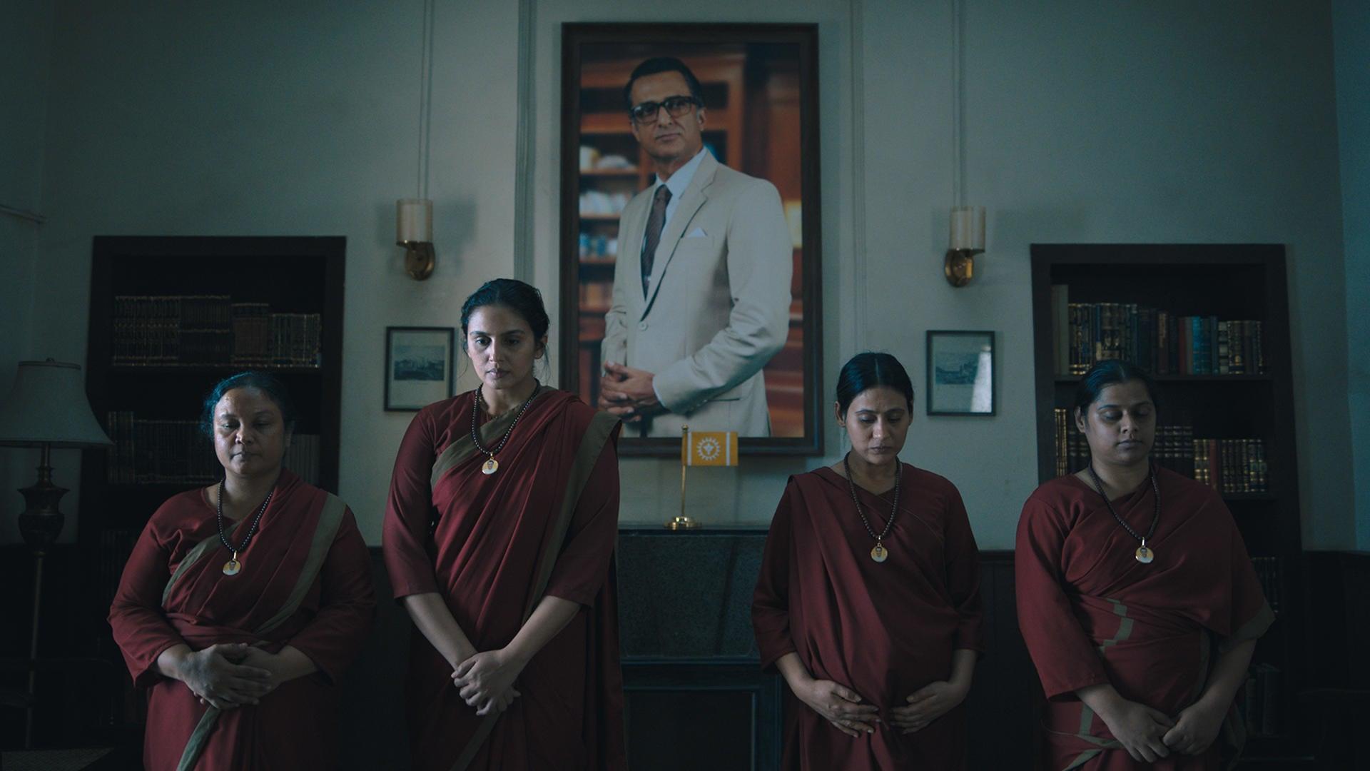 Leila (S01E01): Season 1, Episode 1 Summary - Season 1 Episode 1 Guide