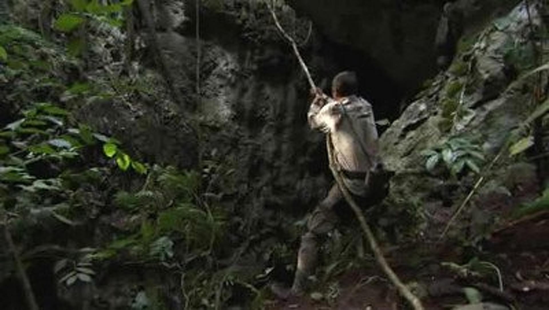 Man vs. Wild (S05E06): Extreme Desert Summary - Season 5 Episode 6 Guide