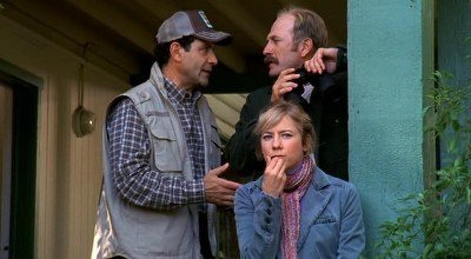 Monk (S03E12): Mr. Monk Gets Cabin Fever Summary - Season 3 Episode 12 ...