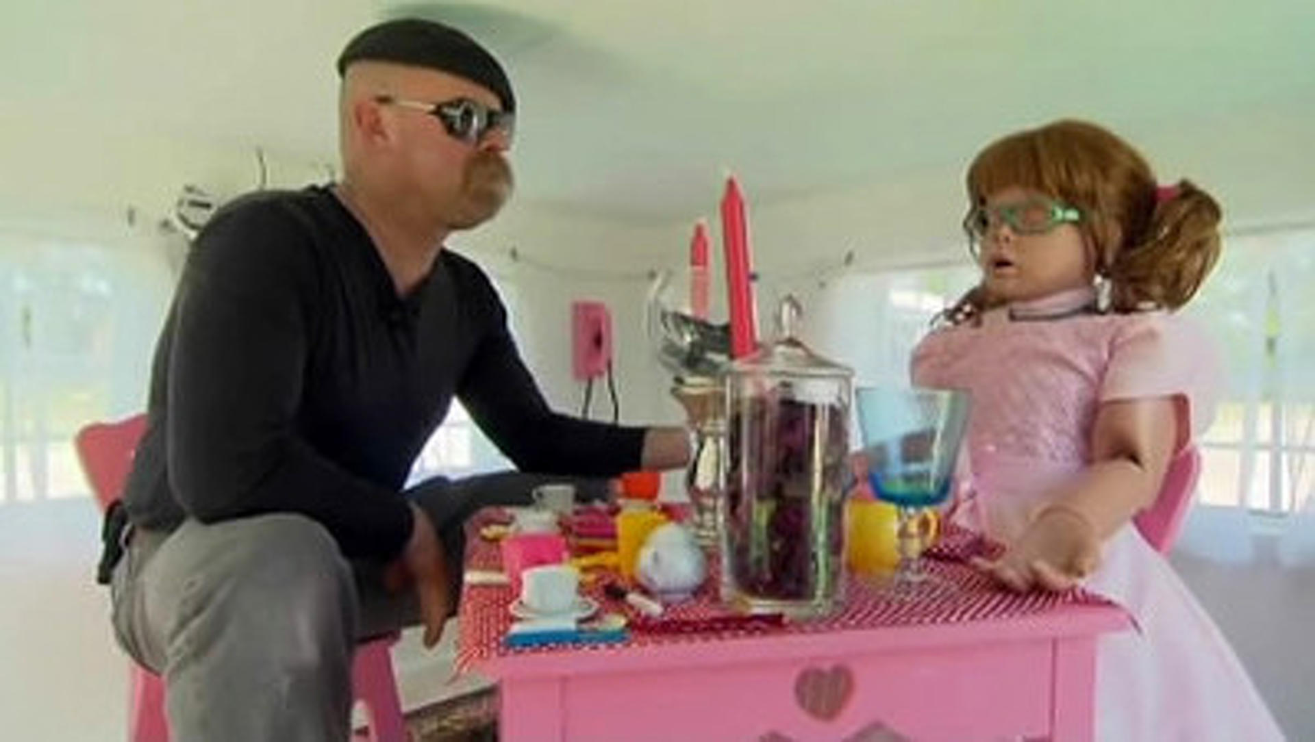 MythBusters (S07E16): Hurricane Windows Summary - Season 7 Episode 16 Guide