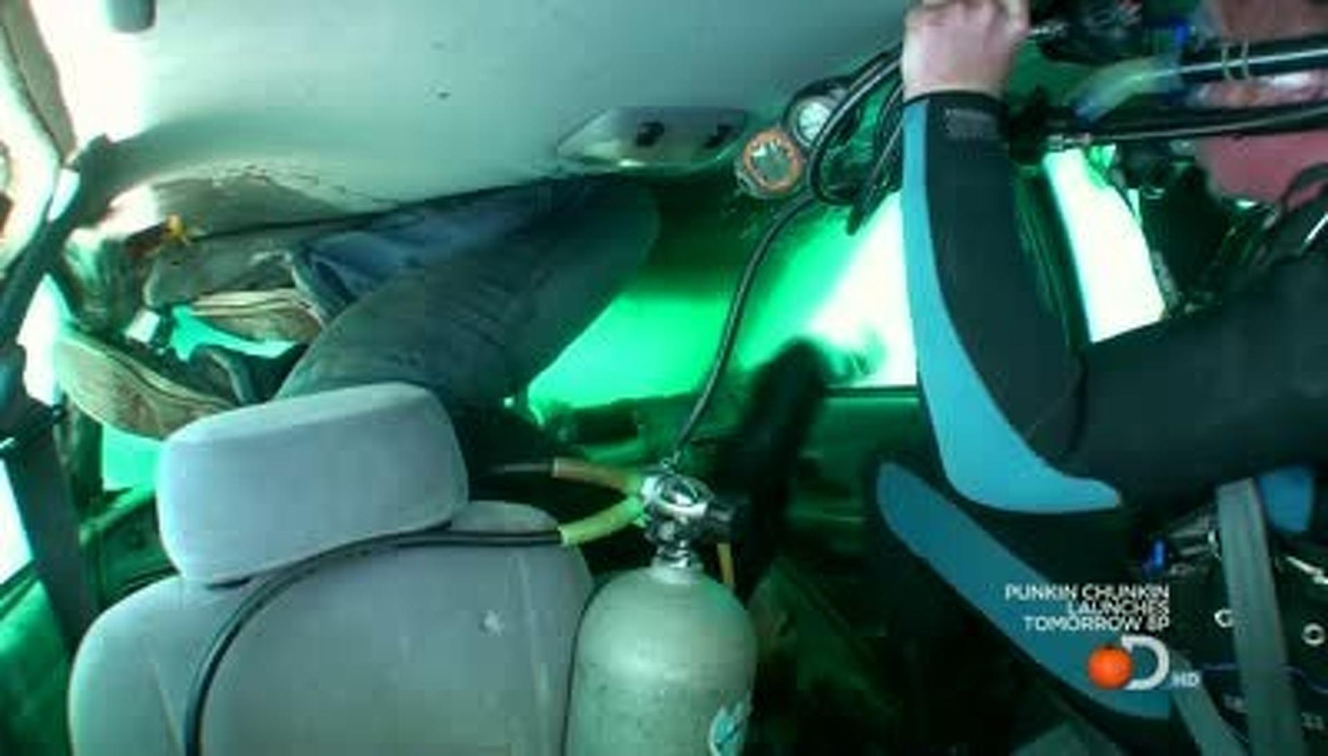 MythBusters (S08E25): Inverted Underwater Car Summary - Season 8 ...