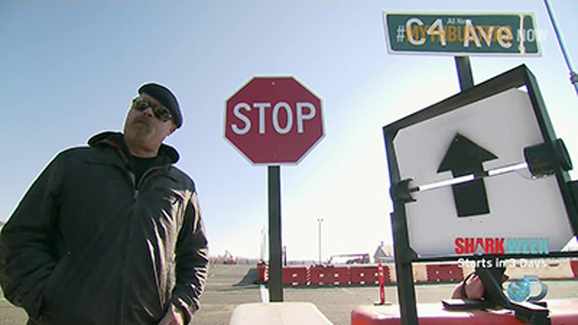 MythBusters (S14E06): Traffic Tricks Summary - Season 14 Episode 6 Guide