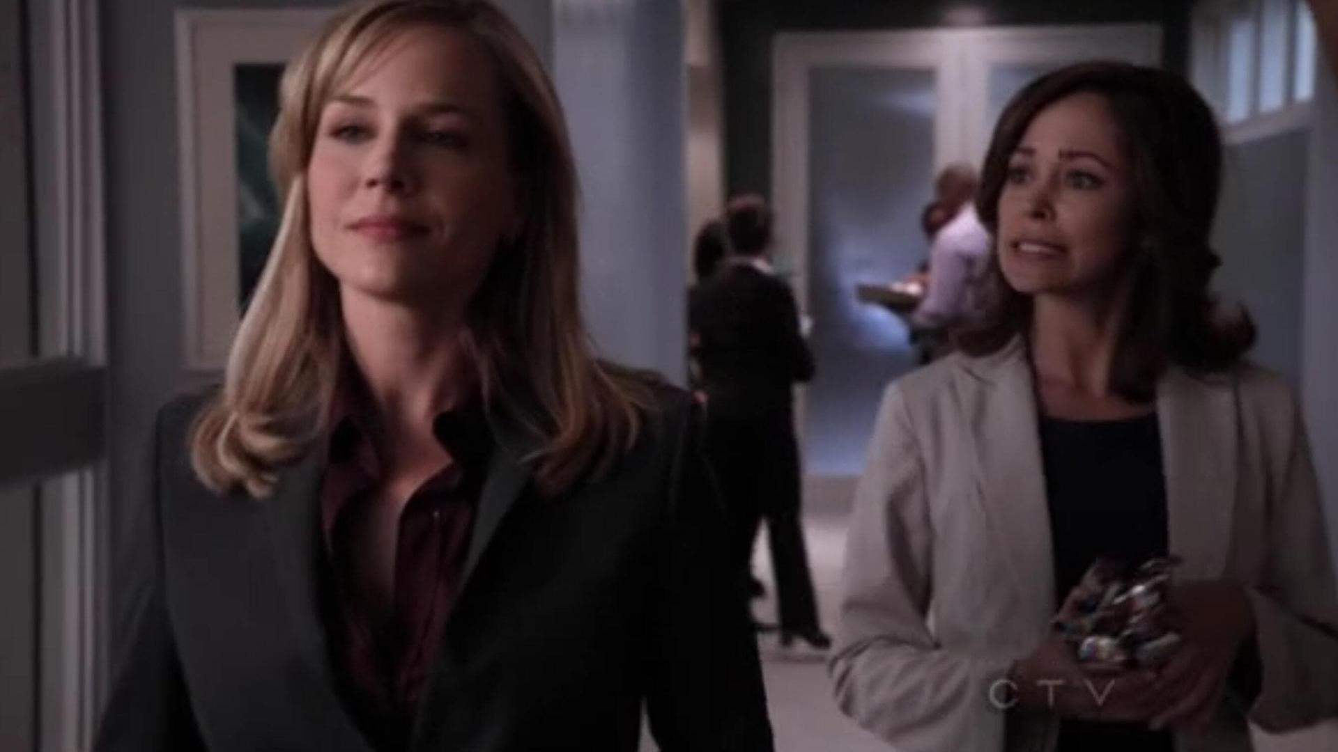 No Ordinary Family (S01E07): No Ordinary Mobster Summary - Season 1 ...