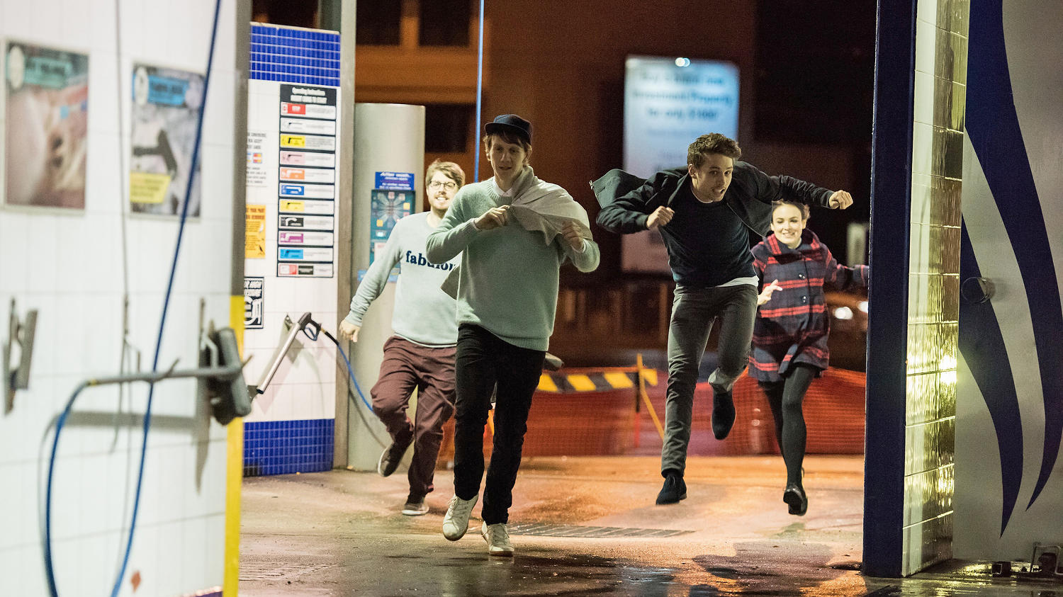 Please Like Me (S03E04): Natural Spring Water Summary - Season 3 ...