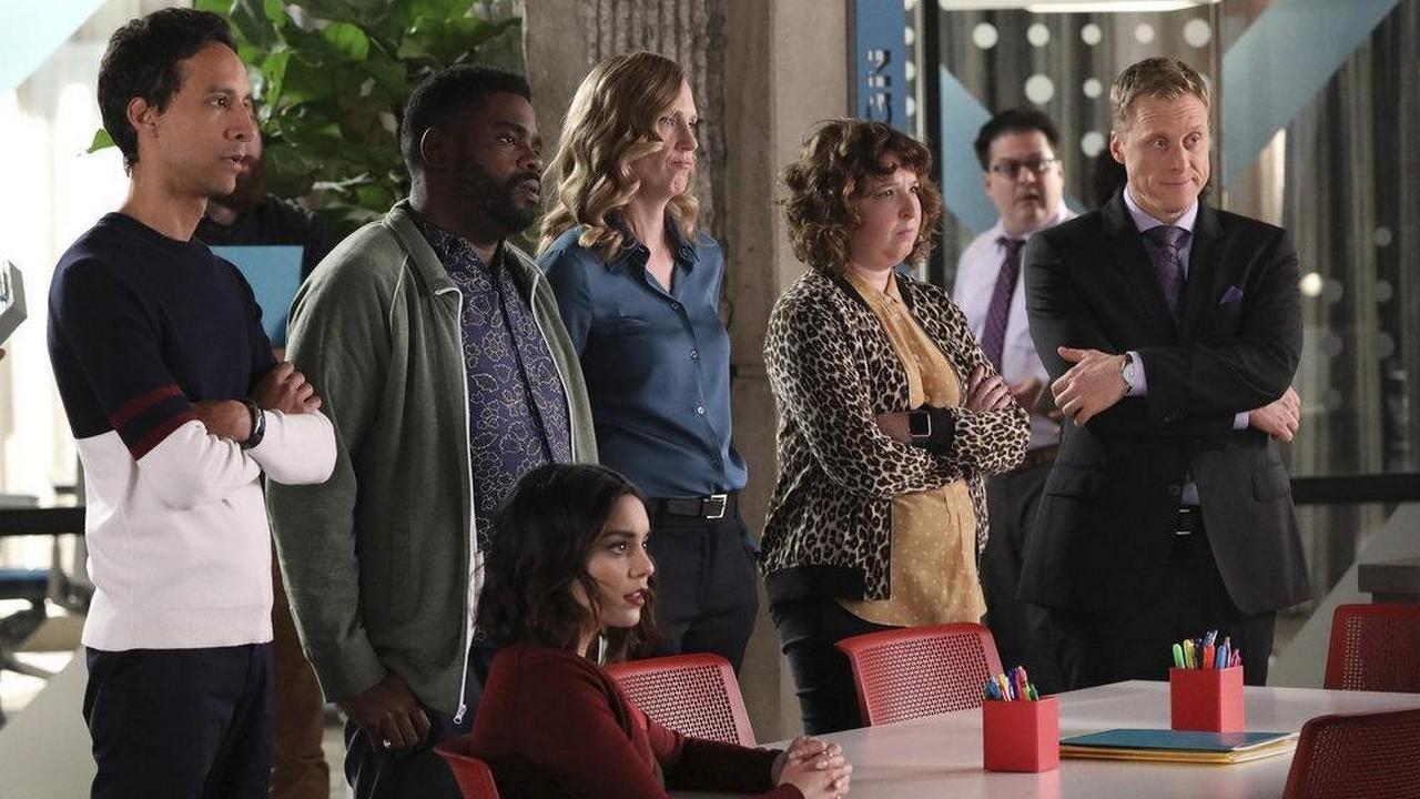 Powerless (S01E06): I'ma Friend You Summary - Season 1 Episode 6 Guide