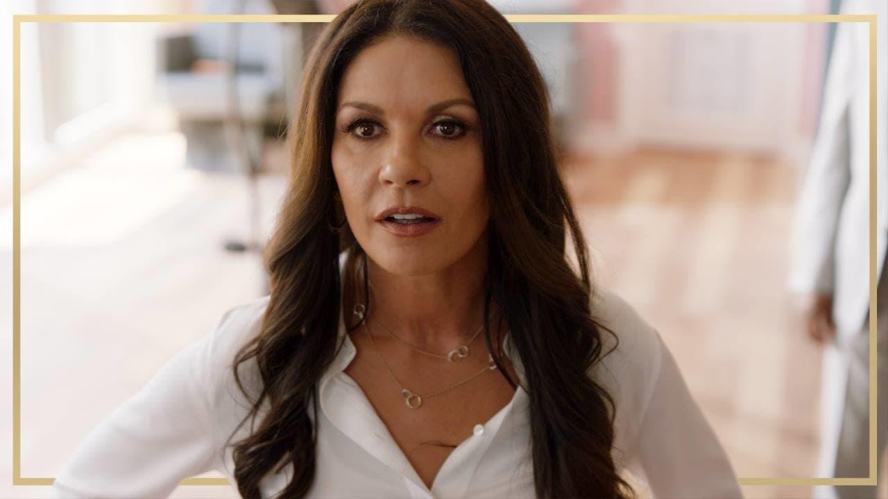 Queen America (S01E01): Sequins and Fritos Summary - Season 1 Episode 1 ...