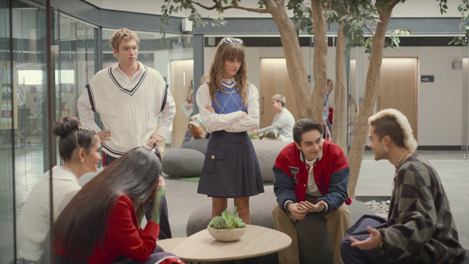 Rebelde (S01E05): The First Time Summary - Season 1 Episode 5 Guide