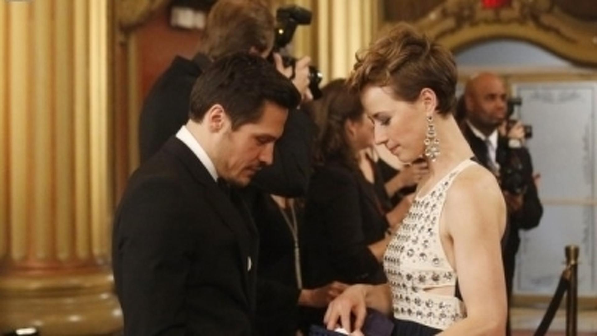 Revenge (S03E16): Disgrace Summary - Season 3 Episode 16 Guide