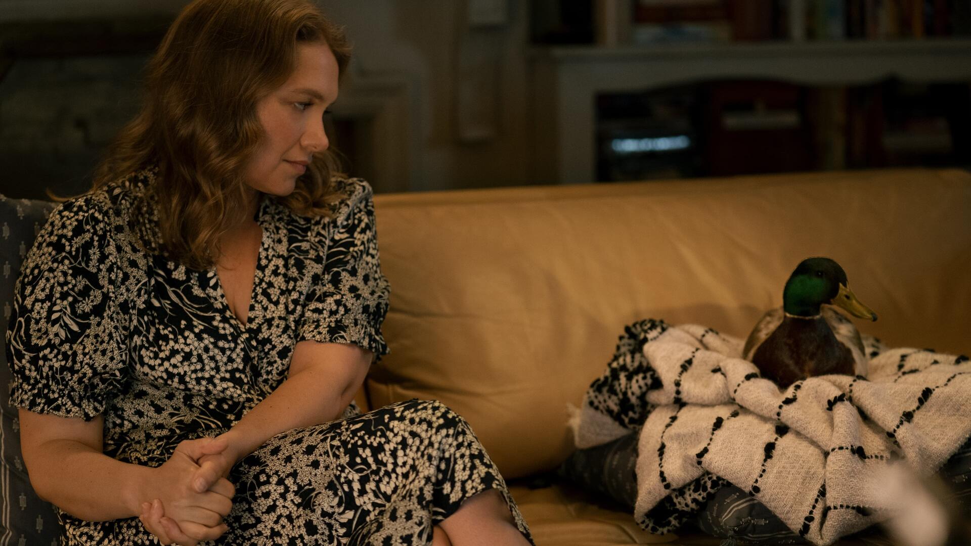 Roar (S01E05): The Woman Who Was Fed By a Duck Summary - Season 1 ...