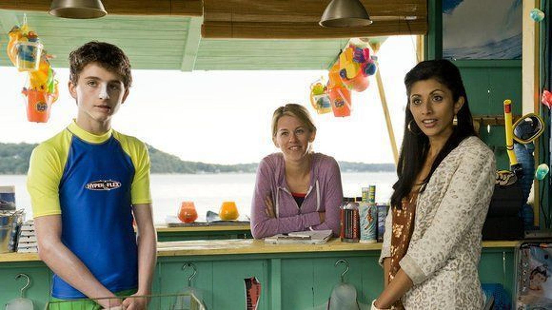 Royal Pains (S03E15): Hank And The Deep Blue Sea Summary - Season 3 ...