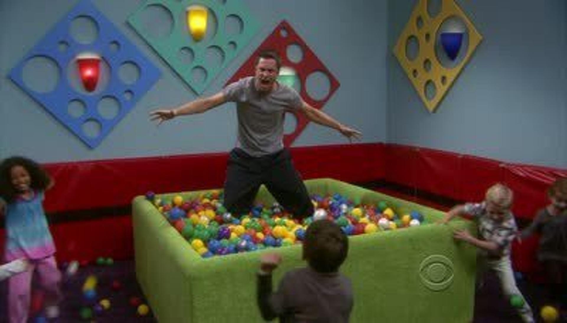 Rules of Engagement (S05E19): The Set Up Summary - Season 5 Episode 19 ...