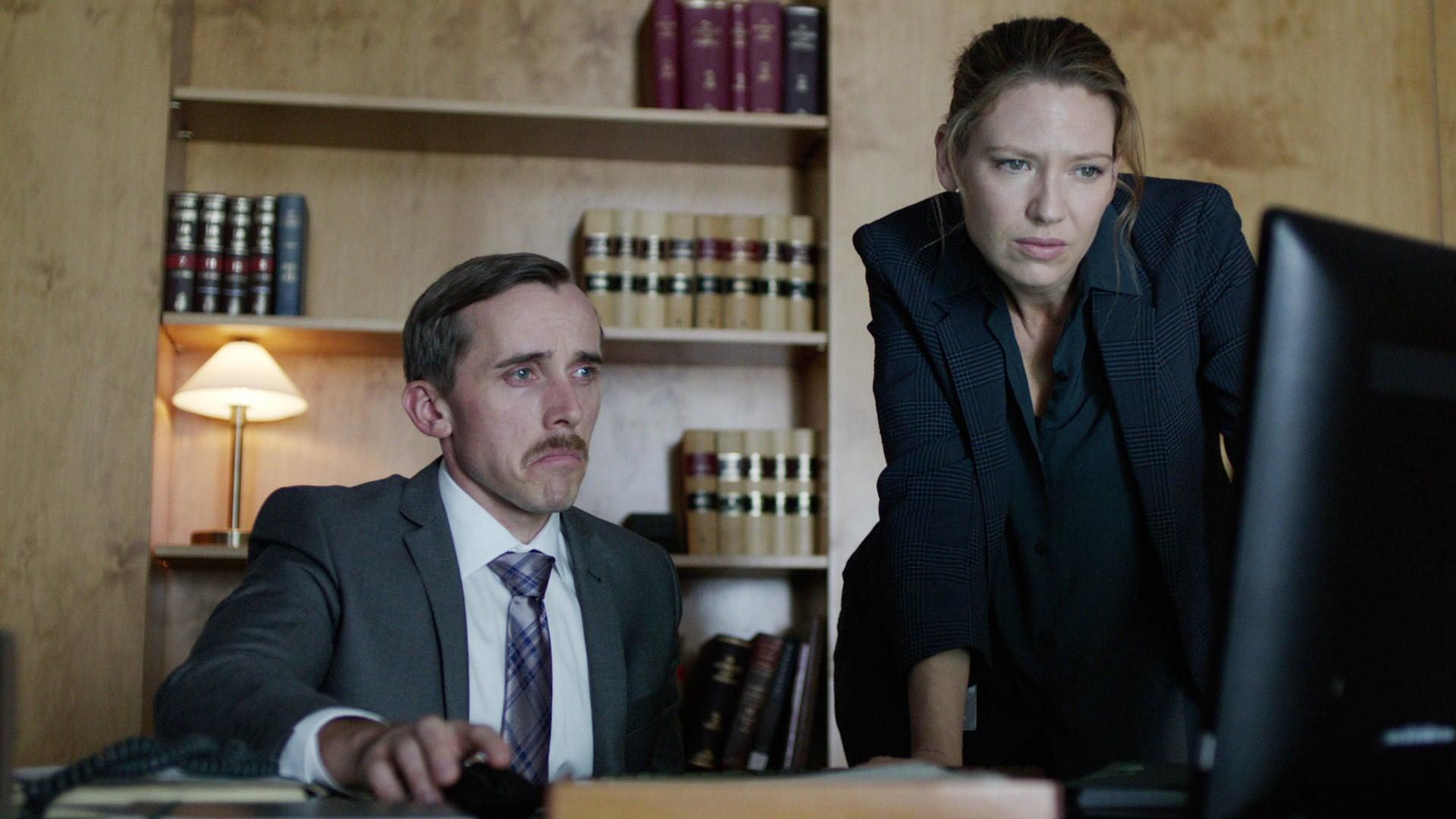 Secret City (S02E04): Broken Bird Summary - Season 2 Episode 4 Guide