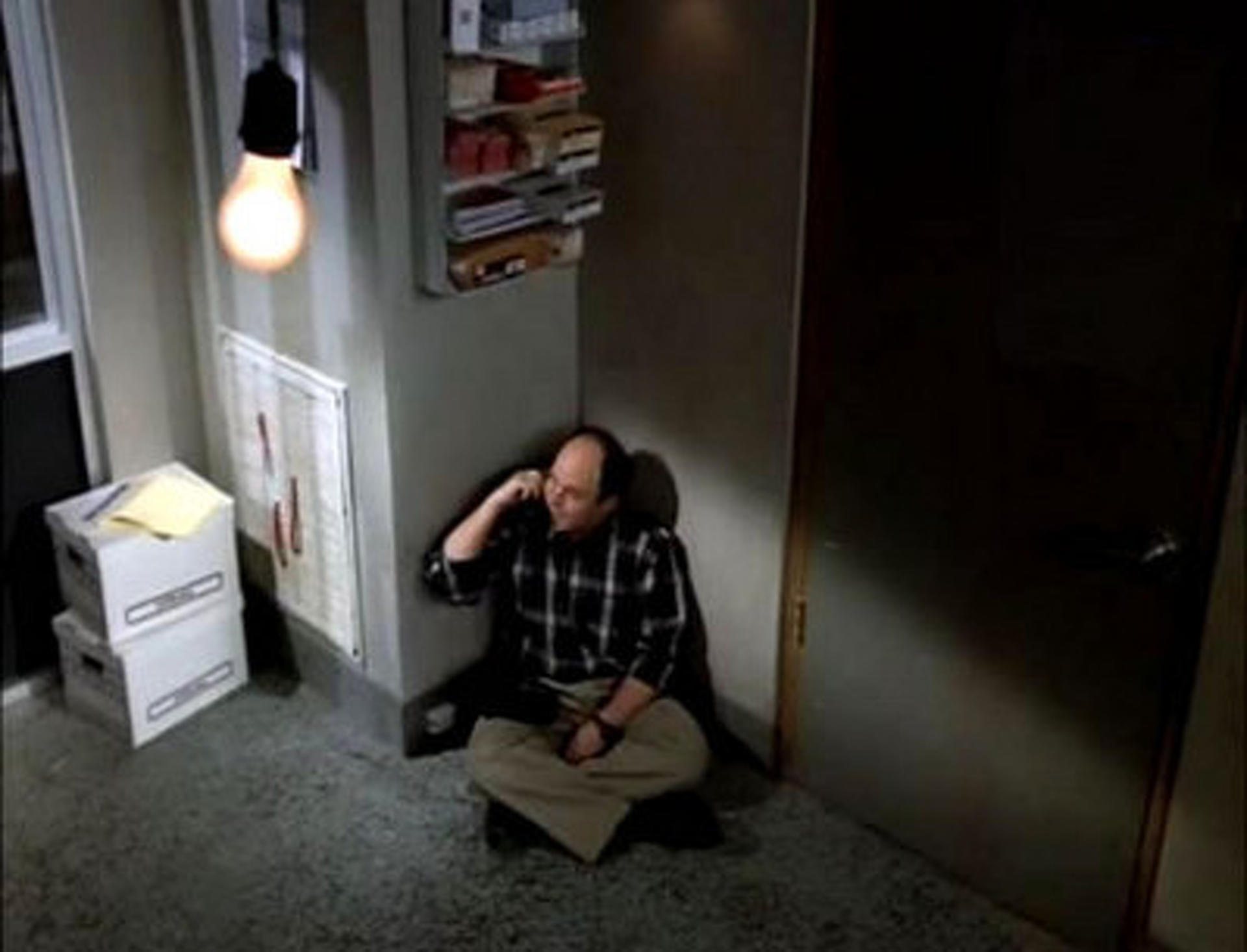 Seinfeld (S09E02): The Voice Summary - Season 9 Episode 2 Guide
