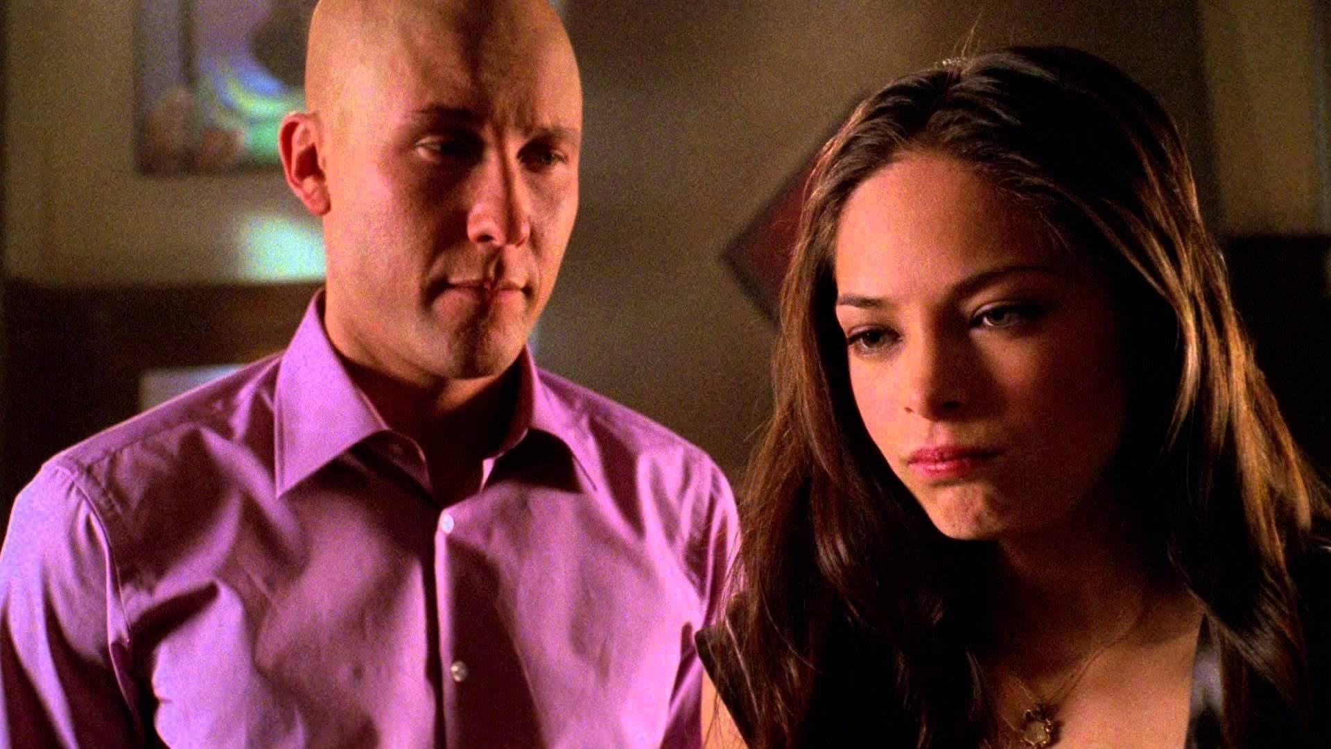 Smallville (S05E19): Mercy Summary - Season 5 Episode 19 Guide