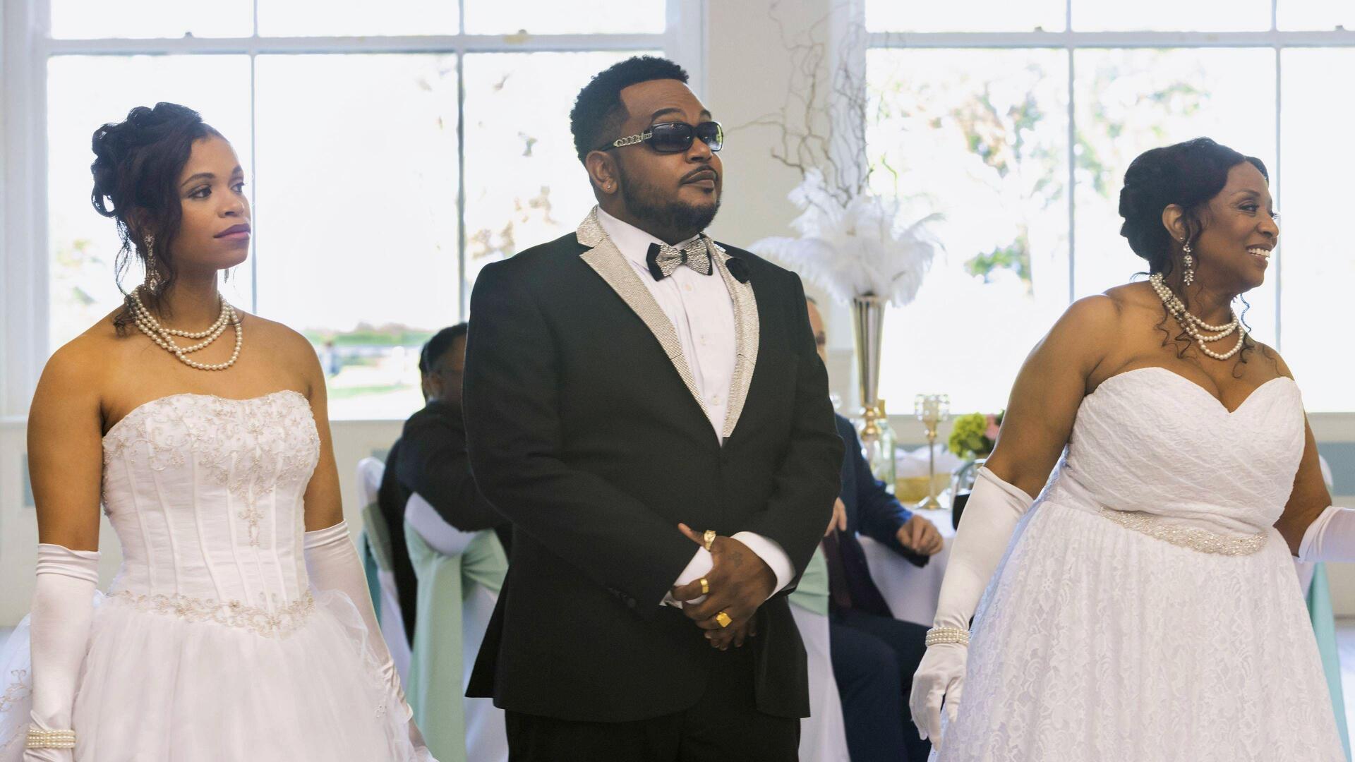 South Side (S03E05): The Spirit of Kwanzaa Summary - Season 3 Episode 5 ...