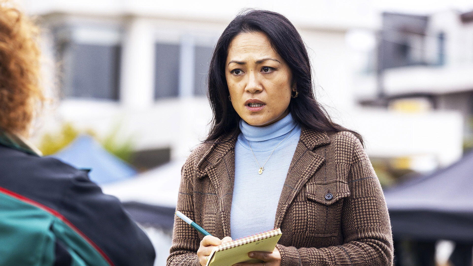 Sunny Nights (S01E02): Blinders On, Baby Summary - Season 1 Episode 2 Guide