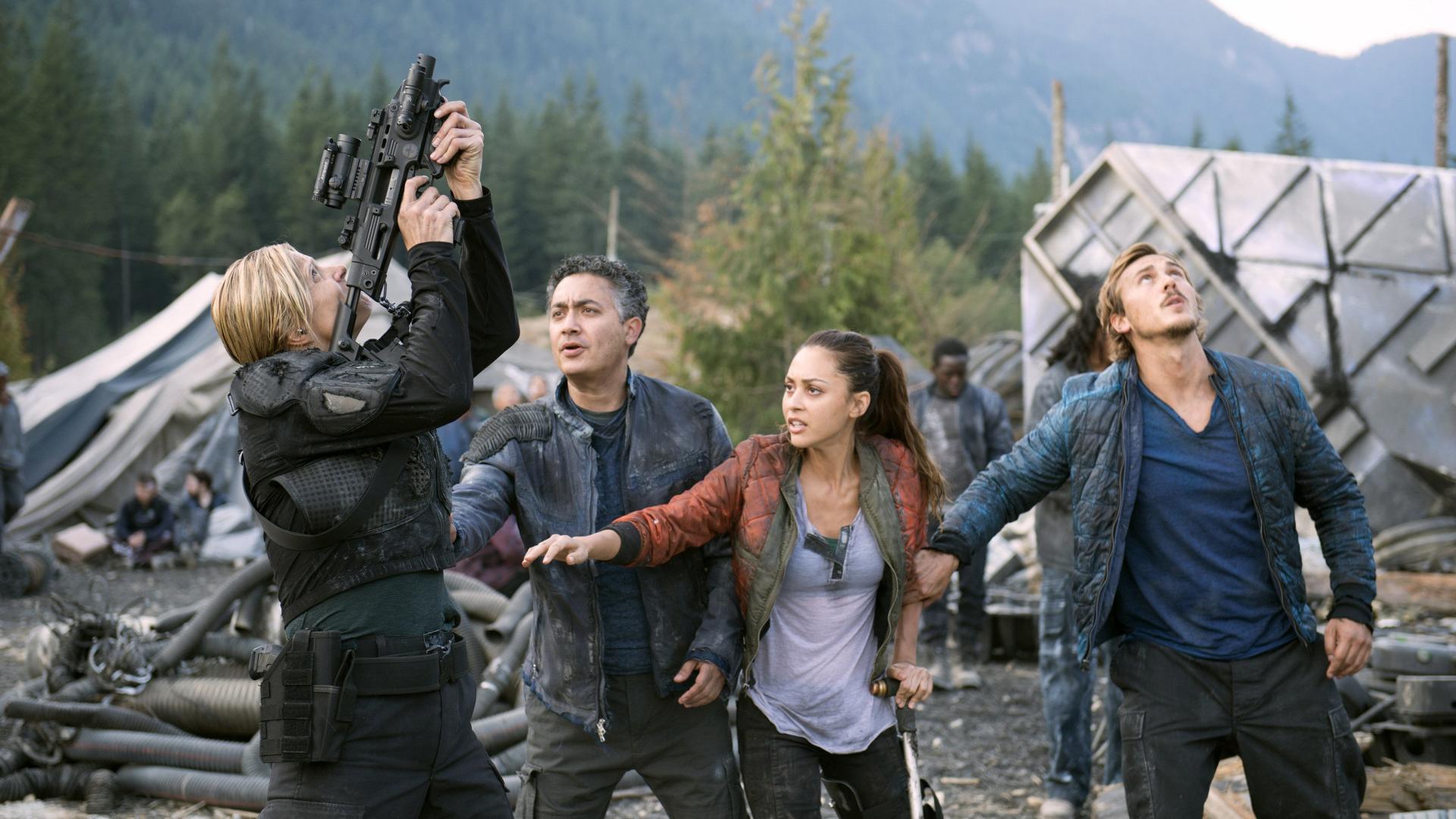 The 100 (S02E04): Many Happy Returns Summary - Season 2 Episode 4 Guide