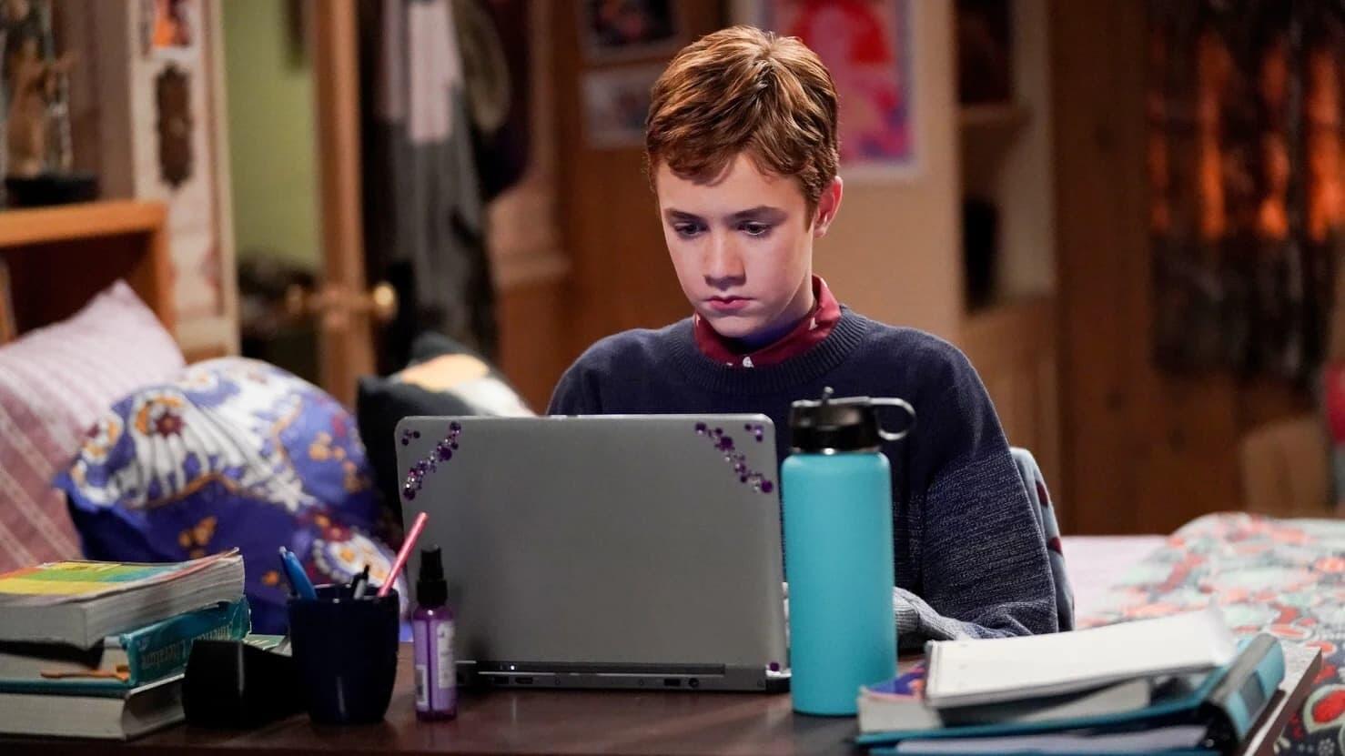 The Conners (S04E10): Spills, Pills and the Midnight Lasagna Summary ...