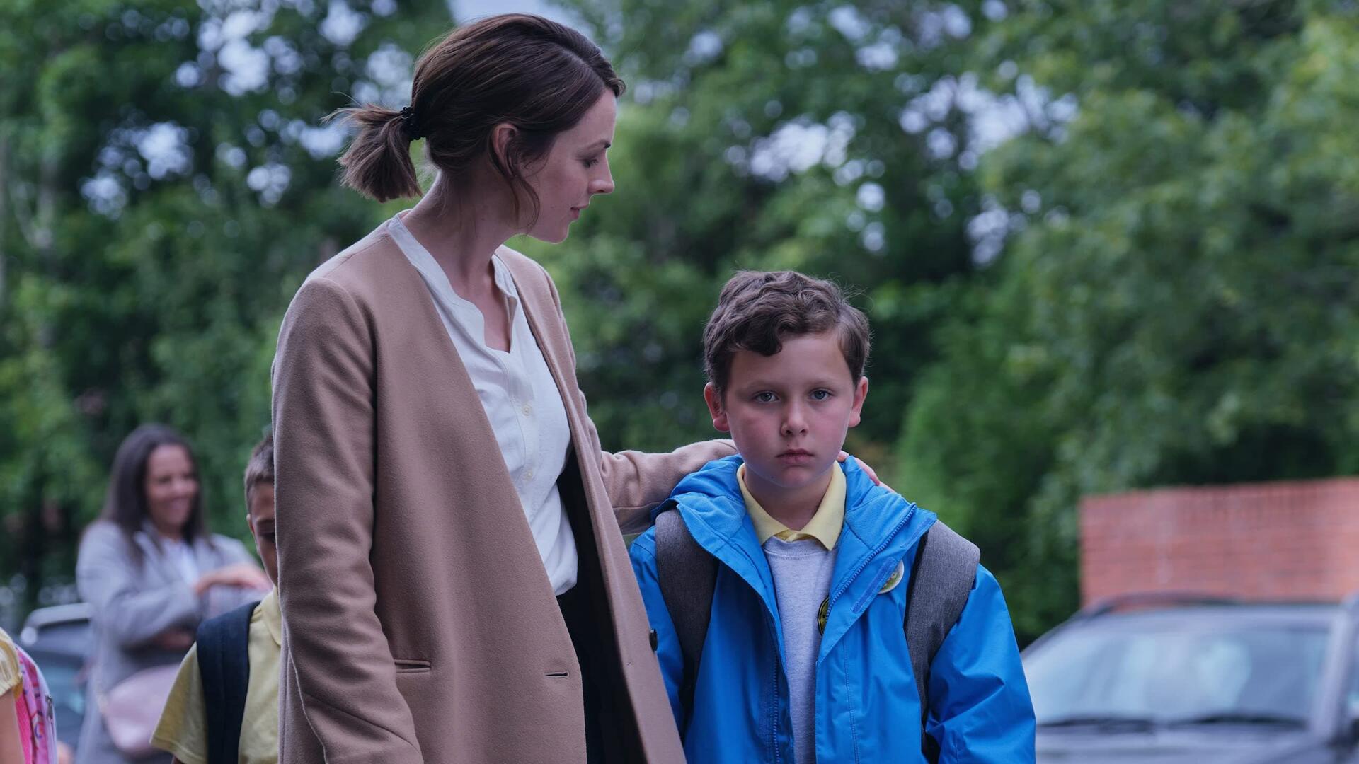 The Devil's Hour (S01E01): Season 1, Episode 1 Summary - Season 1 ...