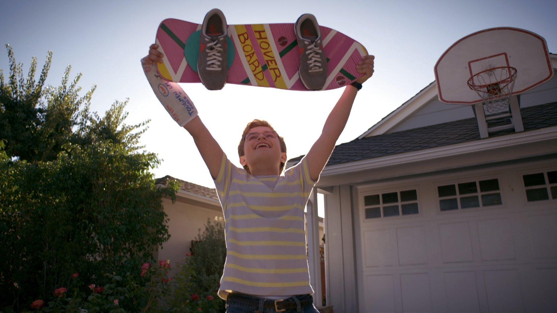 The Goldbergs (S02E08): I Rode a Hoverboard Summary - Season 2 Episode ...