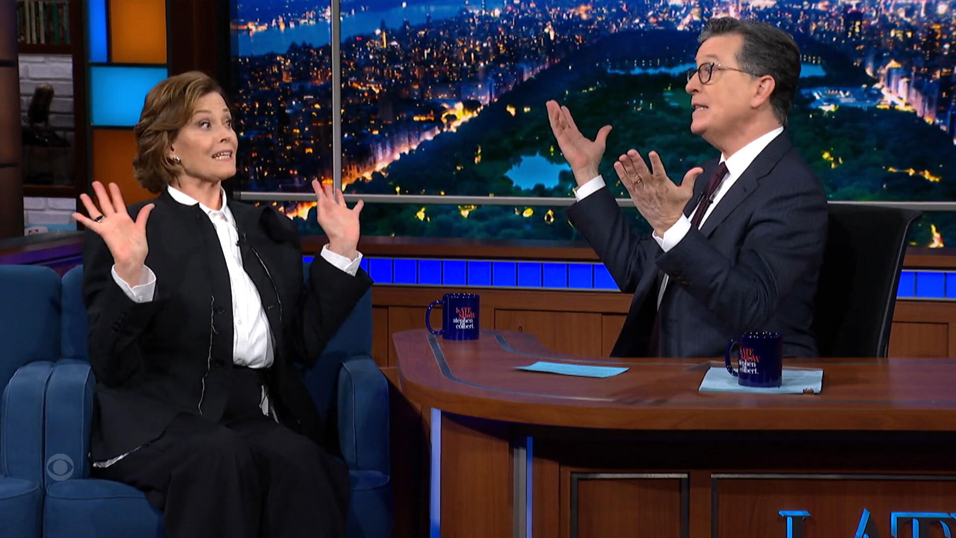 The Late Show [Colbert] (S11E46): Sigourney Weaver, Mandy Patinkin ...