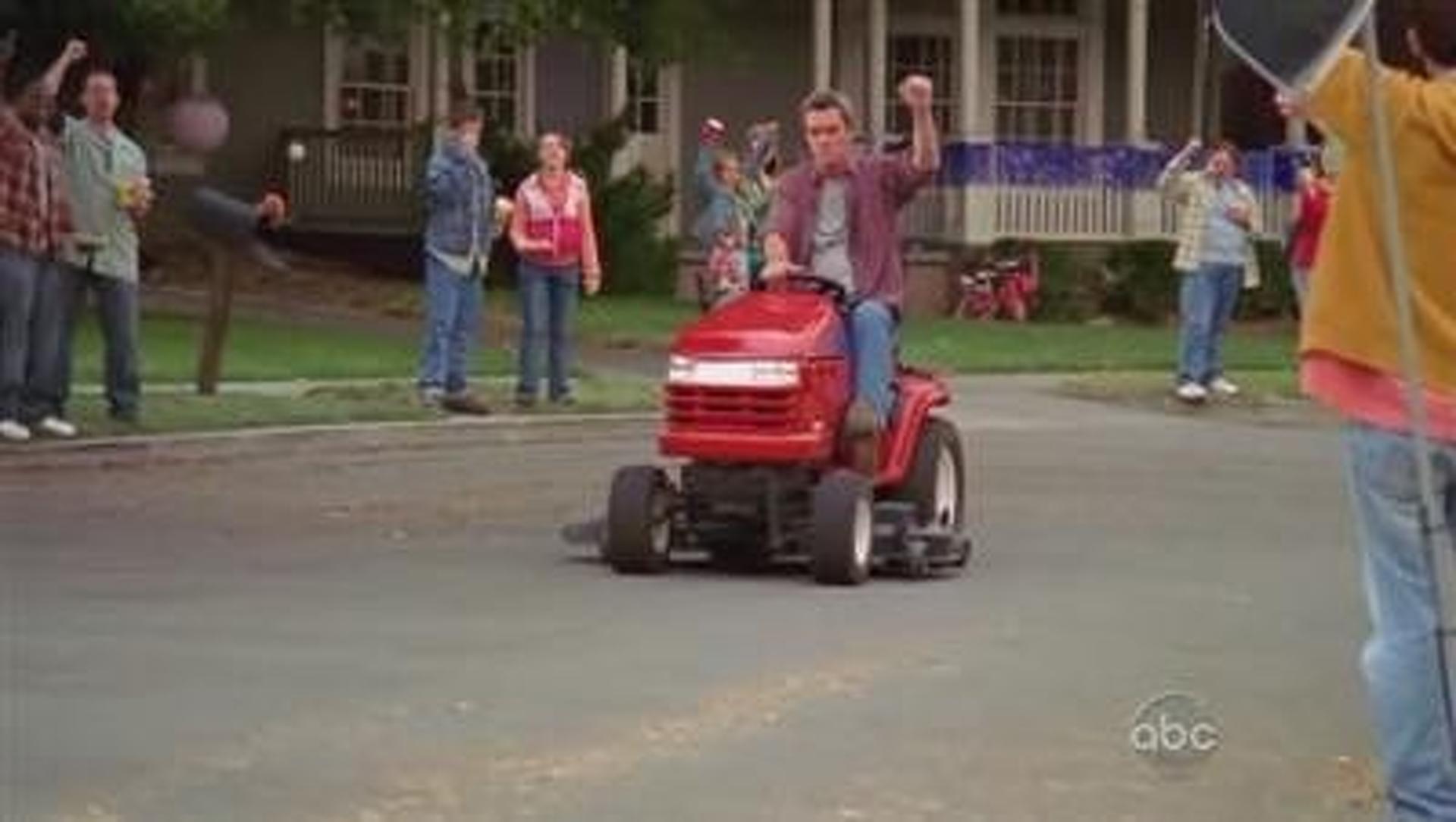 The Middle (S01E05): The Block Party Summary - Season 1 Episode 5 Guide