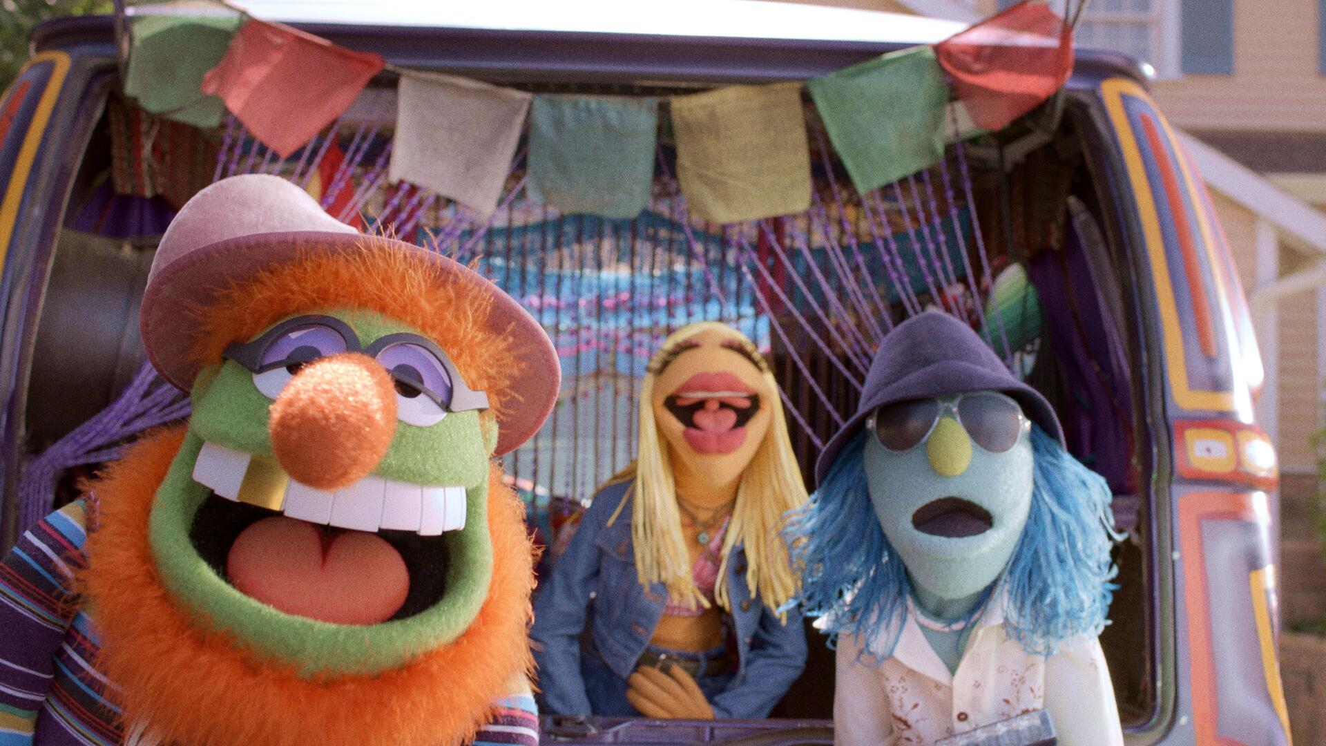 The Muppets Mayhem (S01E01): Track 1: Can You Picture That? Summary ...