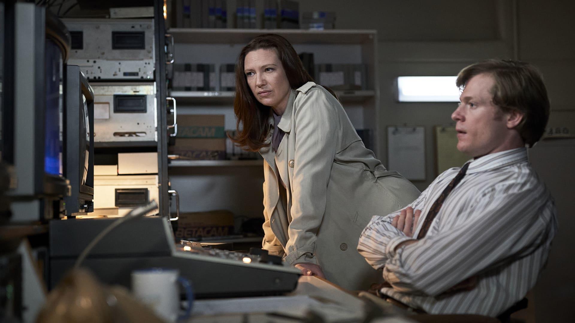 The Newsreader (S01E01): Three, Two, One... Summary - Season 1 Episode ...