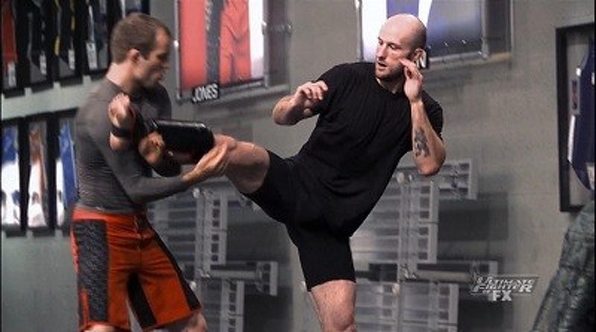 Ultimate Fighter (S17E04): Sign of Disrespect Summary - Season 17 ...