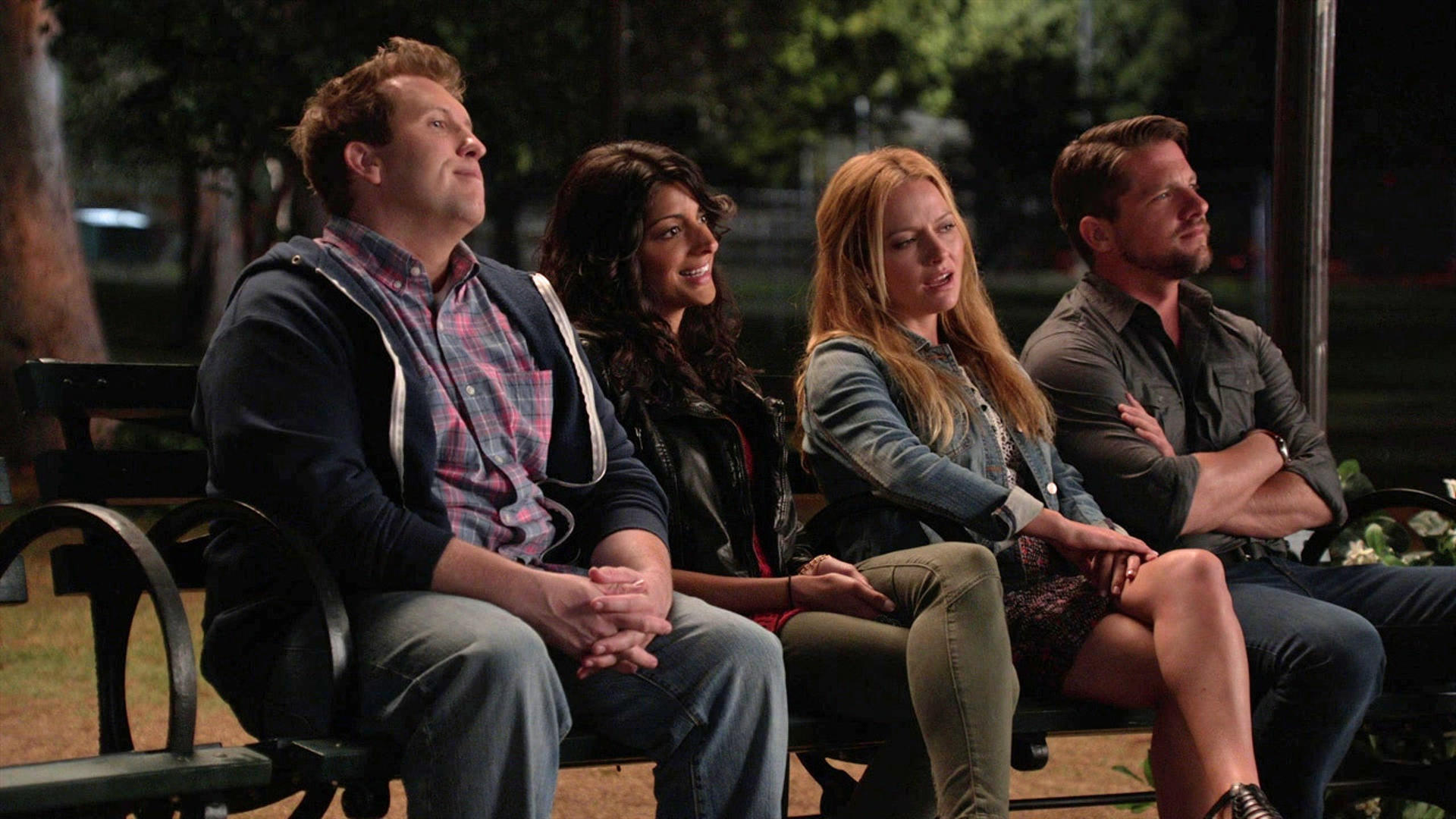 Weird Loners (S01E01): Weird Pilot Summary - Season 1 Episode 1 Guide