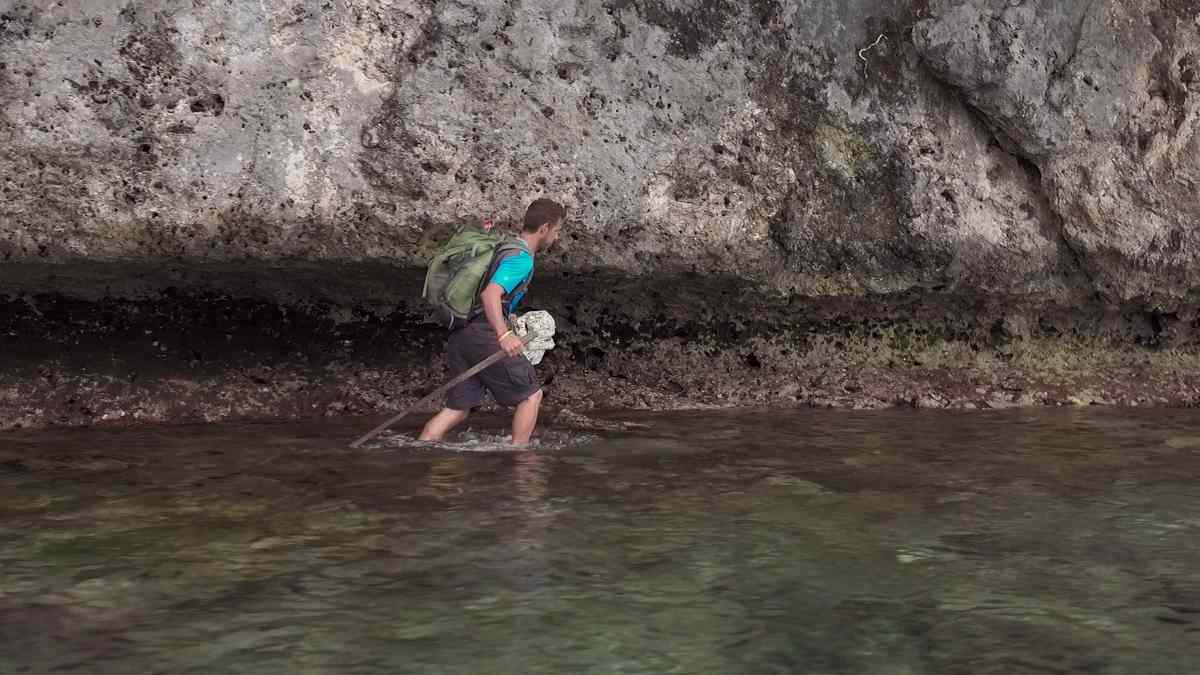 Castaways Season 1 Episode Guide & Summaries and TV Show Schedule